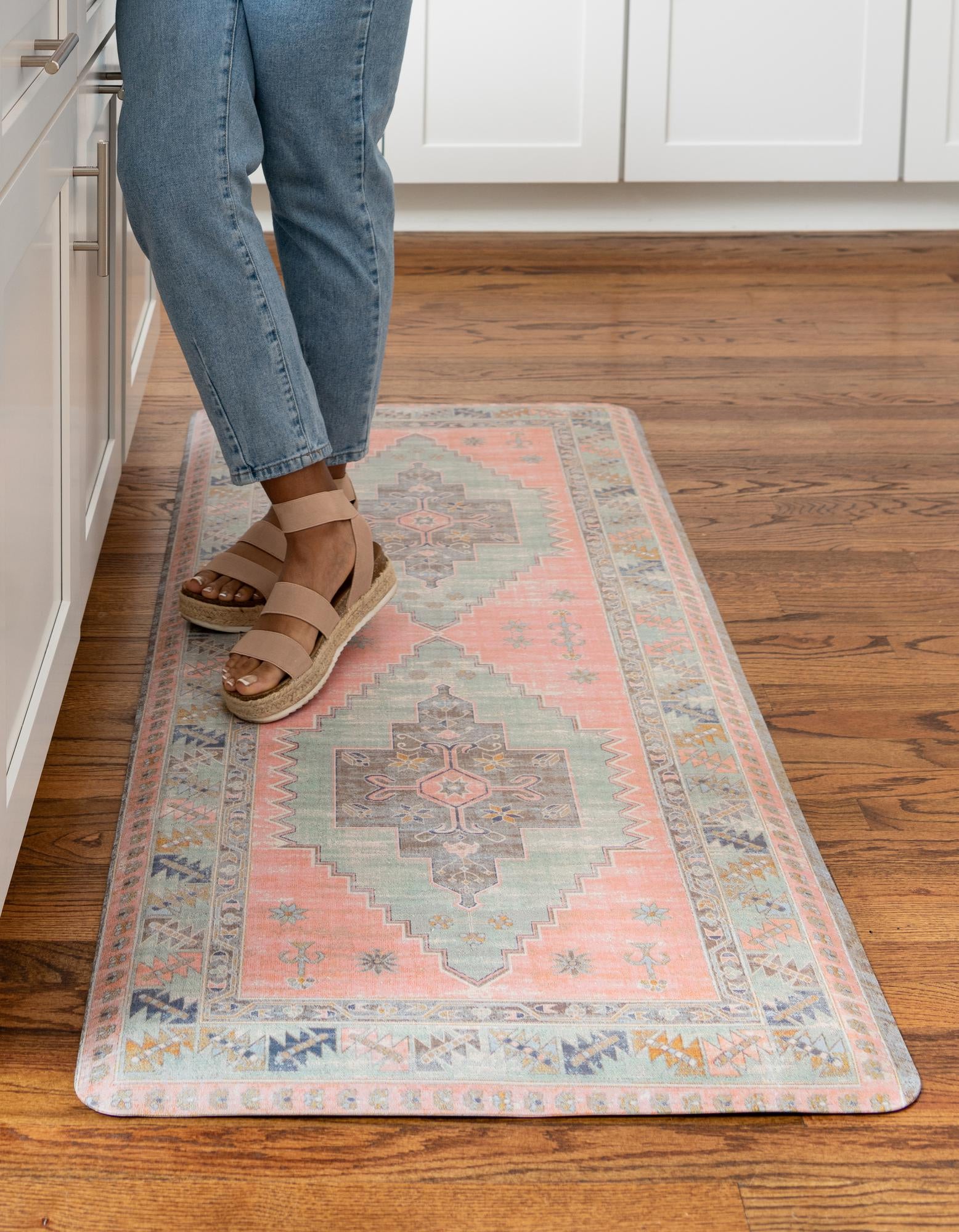 Rose Pink 2' x 5' Traditional Anti-Fatigue Comfort Mat | Rugs.com
