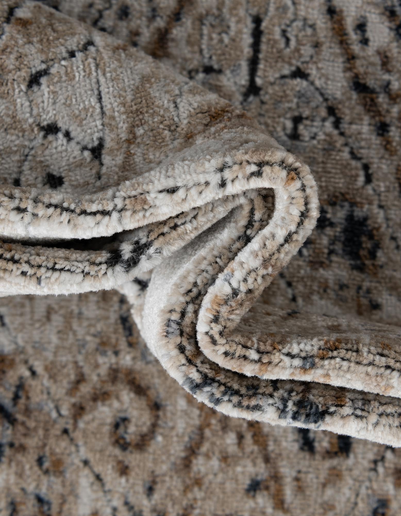 Beige 8' x 10' Eliza Rug | Rugs.com