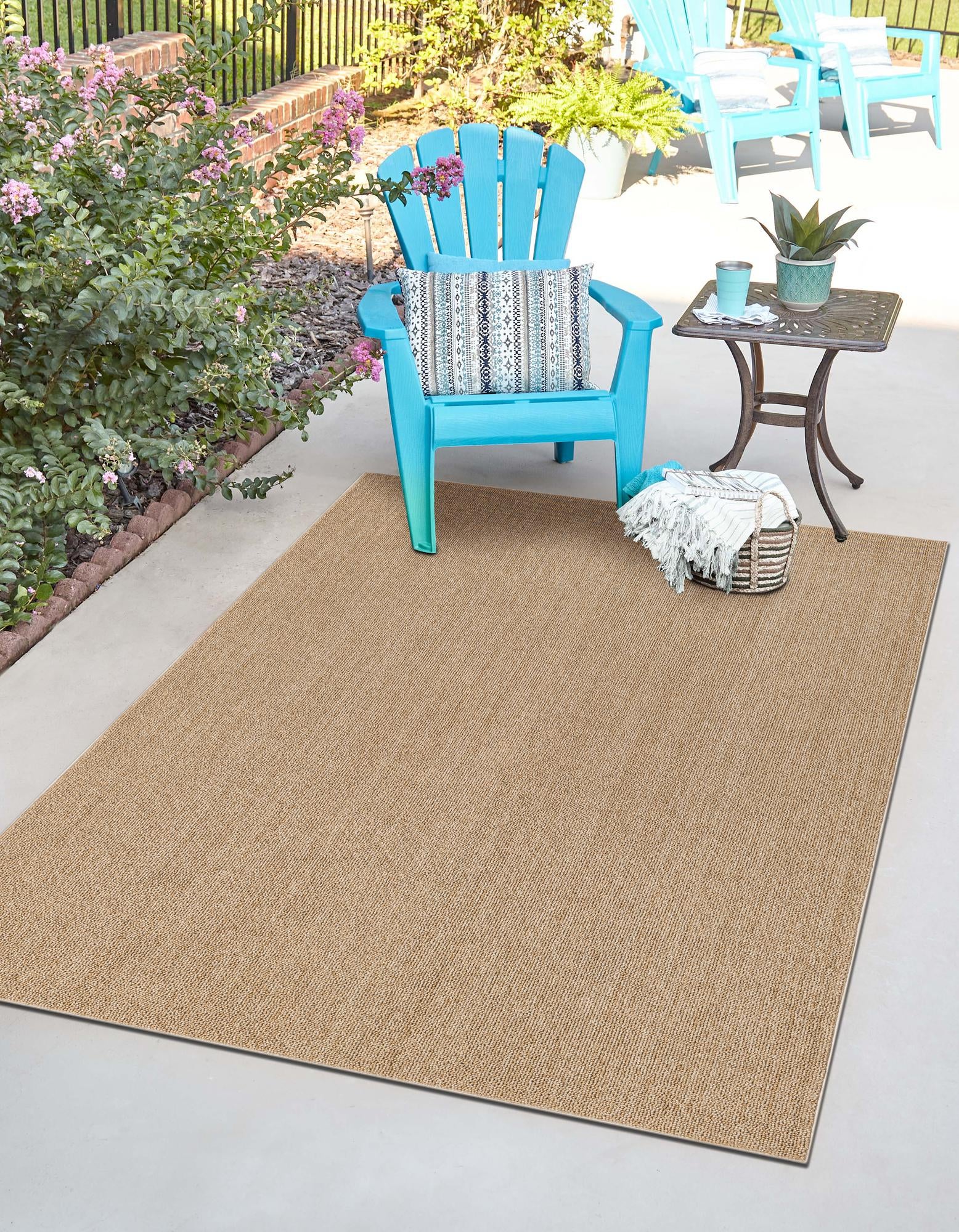 Beige 4' 1 x 6' 1 Solid Indoor / Outdoor Rug | Rugs.com