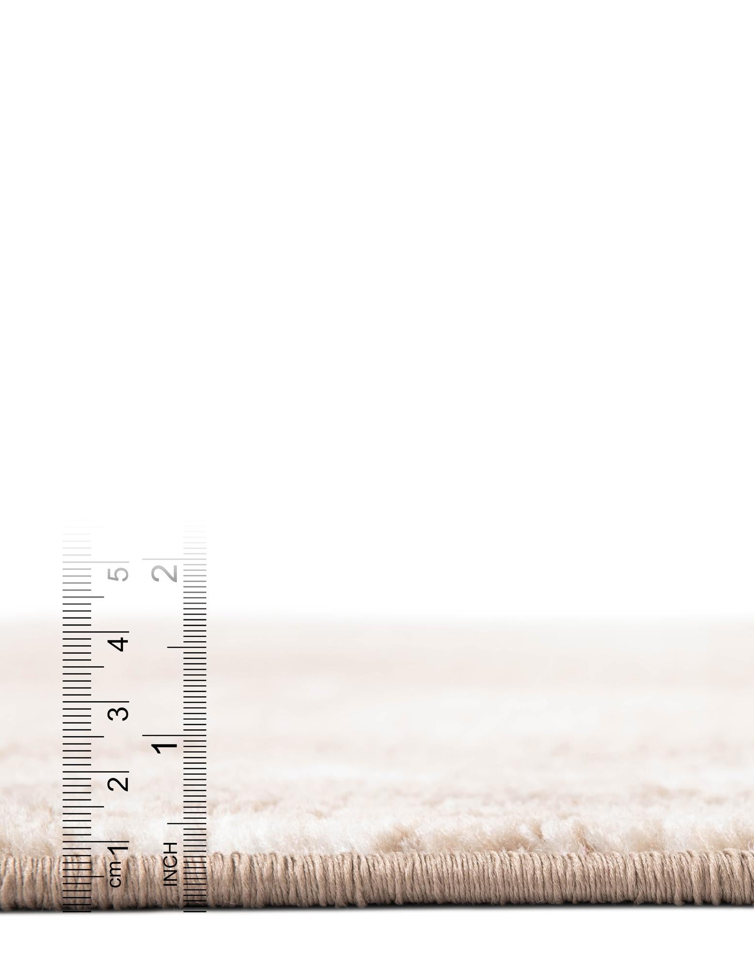 Beige 5' x 5' Laguna Round Rug | Rugs.com