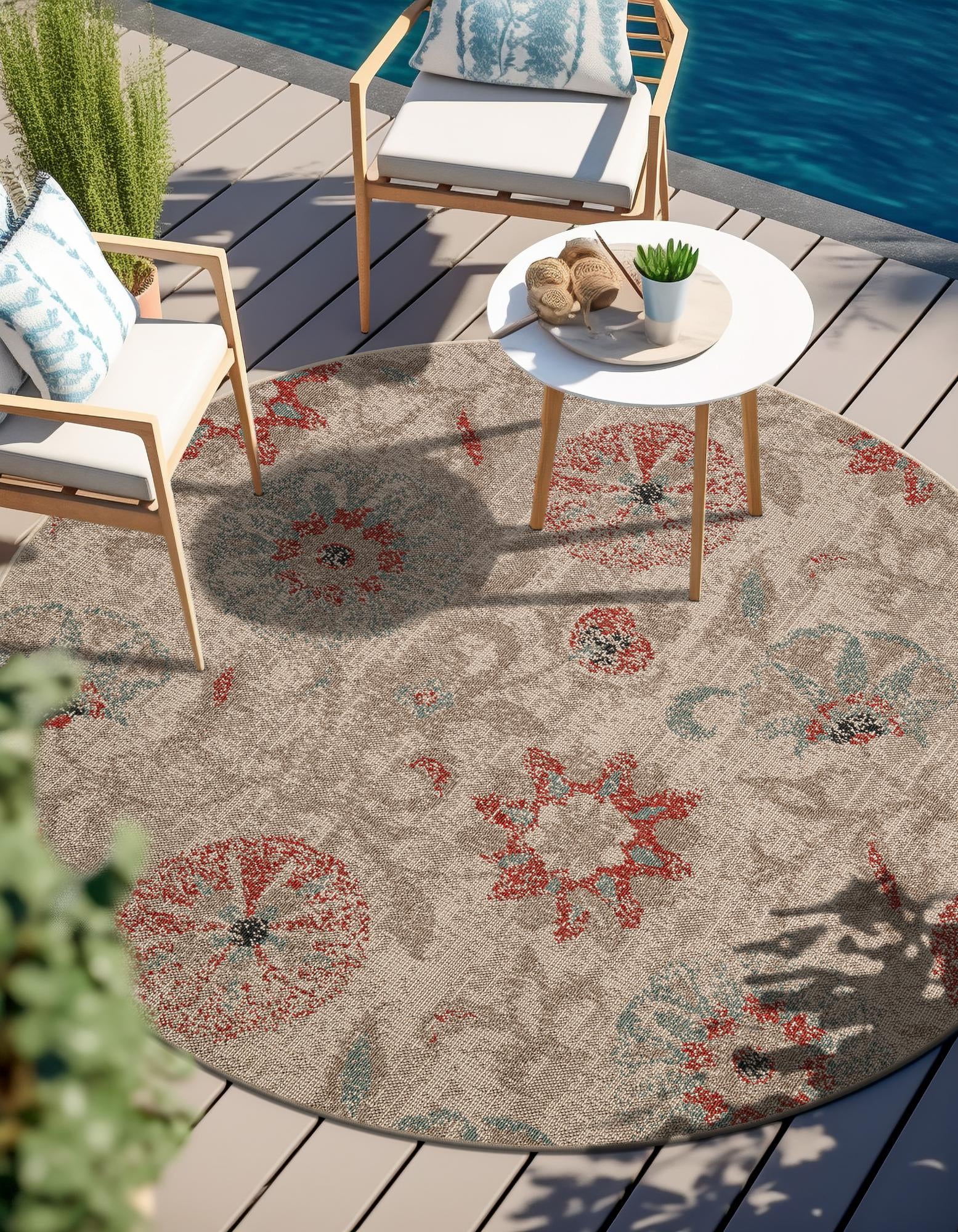 Beige 4' x 4' Botanical Indoor / Outdoor Round Rug | Rugs.com