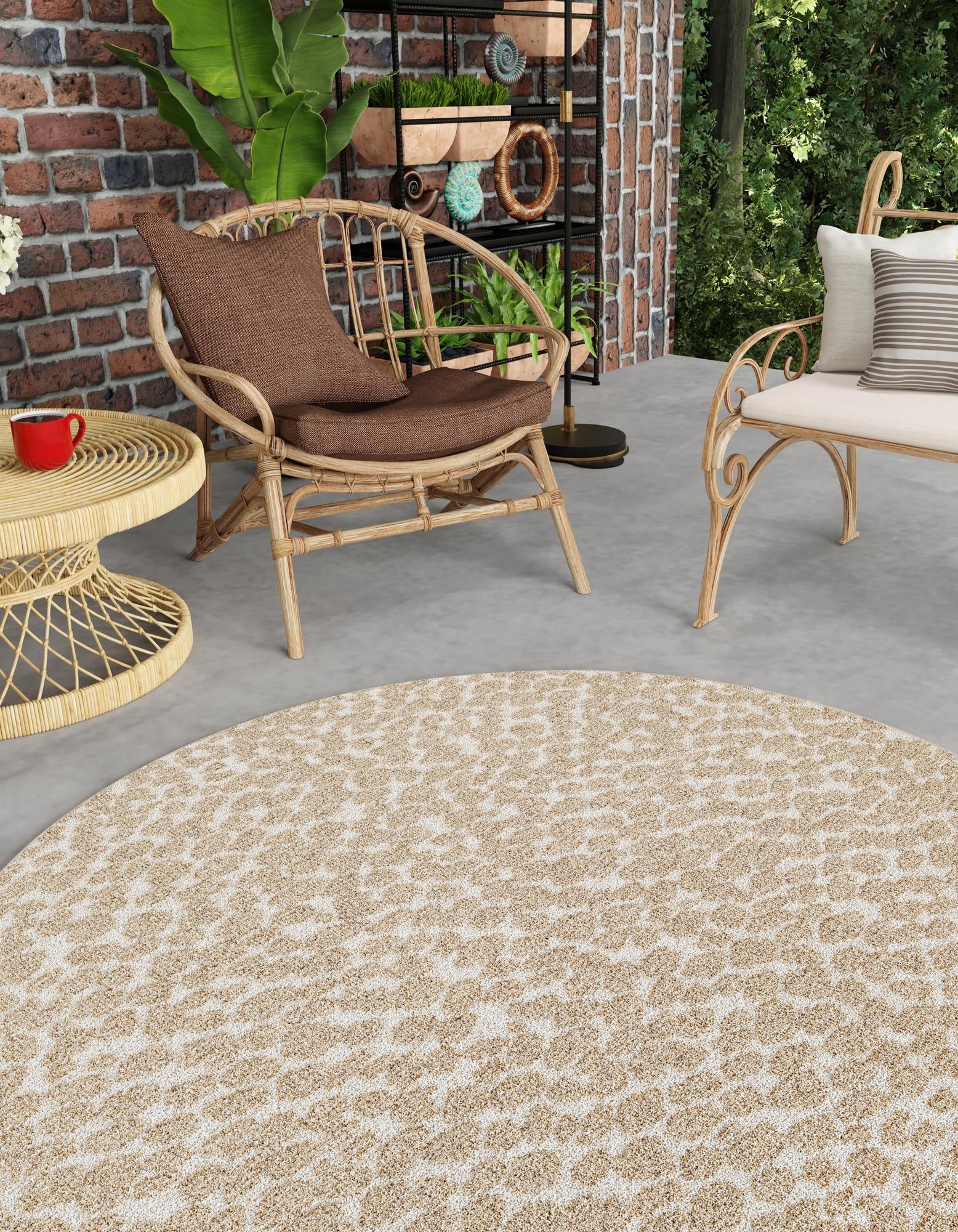 Beige 7' 10 x 7' 10 Safari Indoor / Outdoor Round Rug | Rugs.com