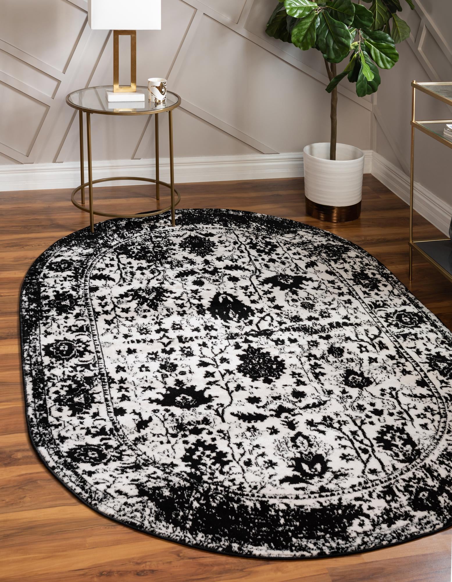 Black and White 3' 3 x 5' 3 Oregon Oval Rug | Rugs.com