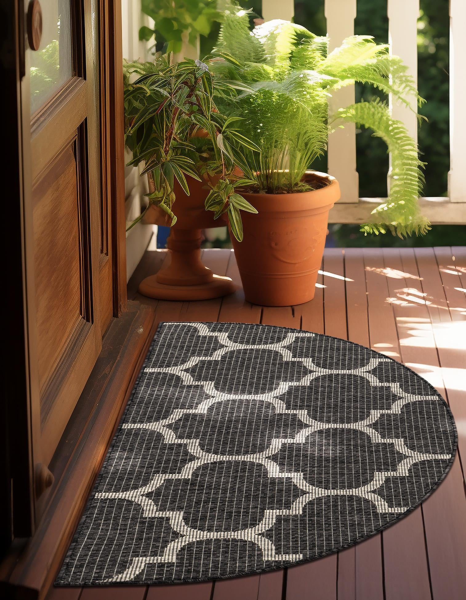 Black 3' x 6' Lattice Indoor / Outdoor Hearth Rug | Rugs.com