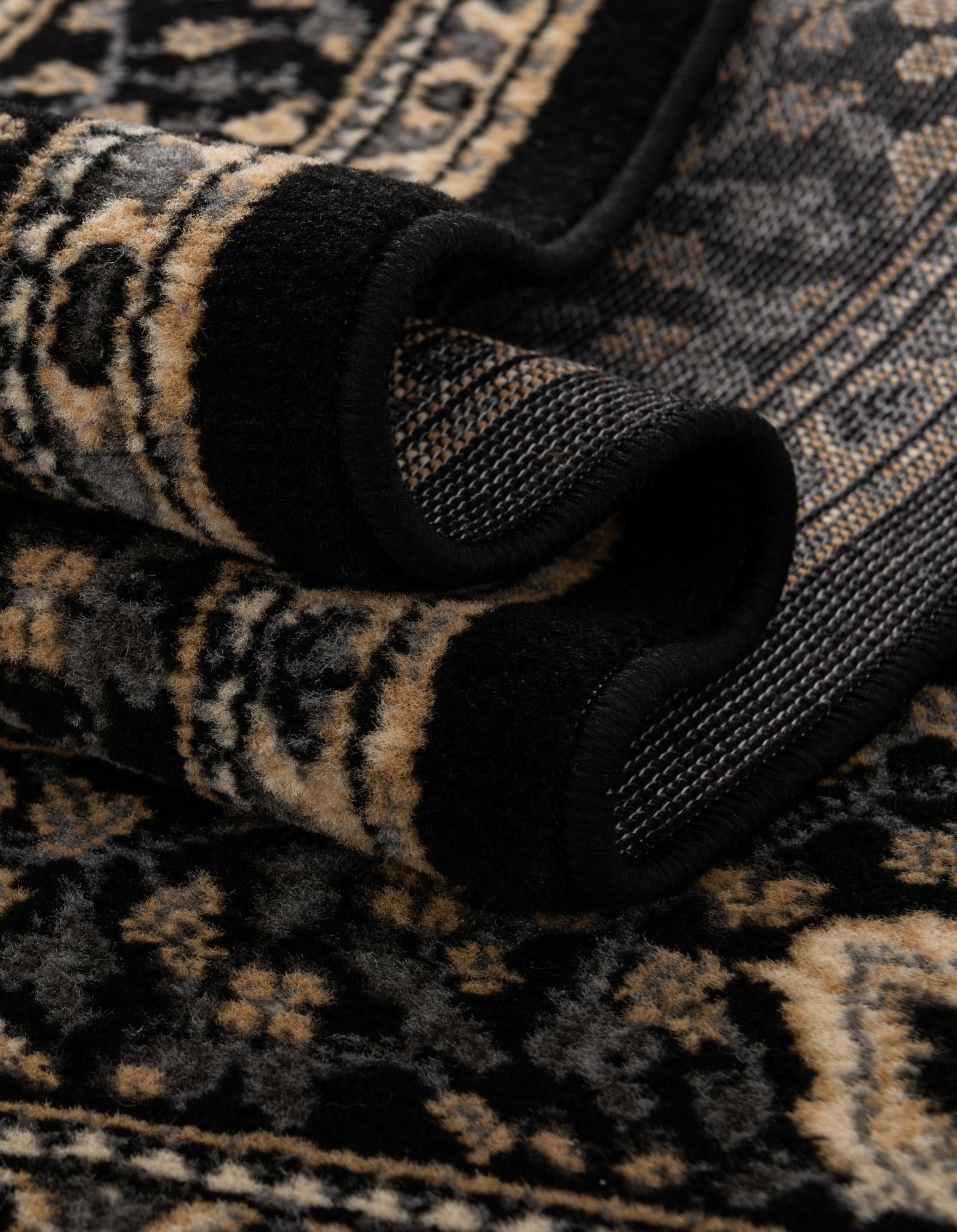 Black 10' x 13' Amaya Rug | Rugs.com