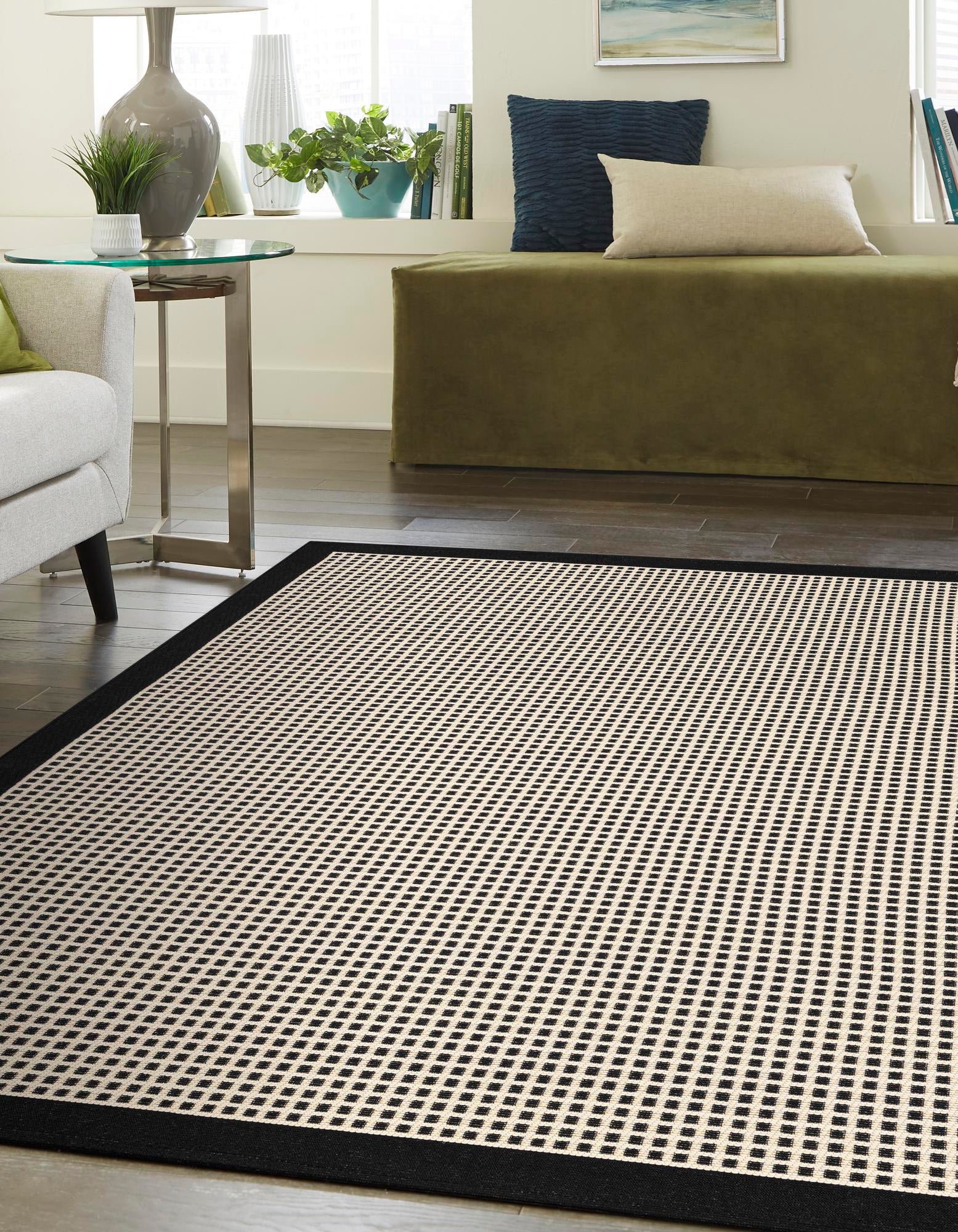 Black 4' x 6' Border Indoor / Outdoor Rug | Rugs.com
