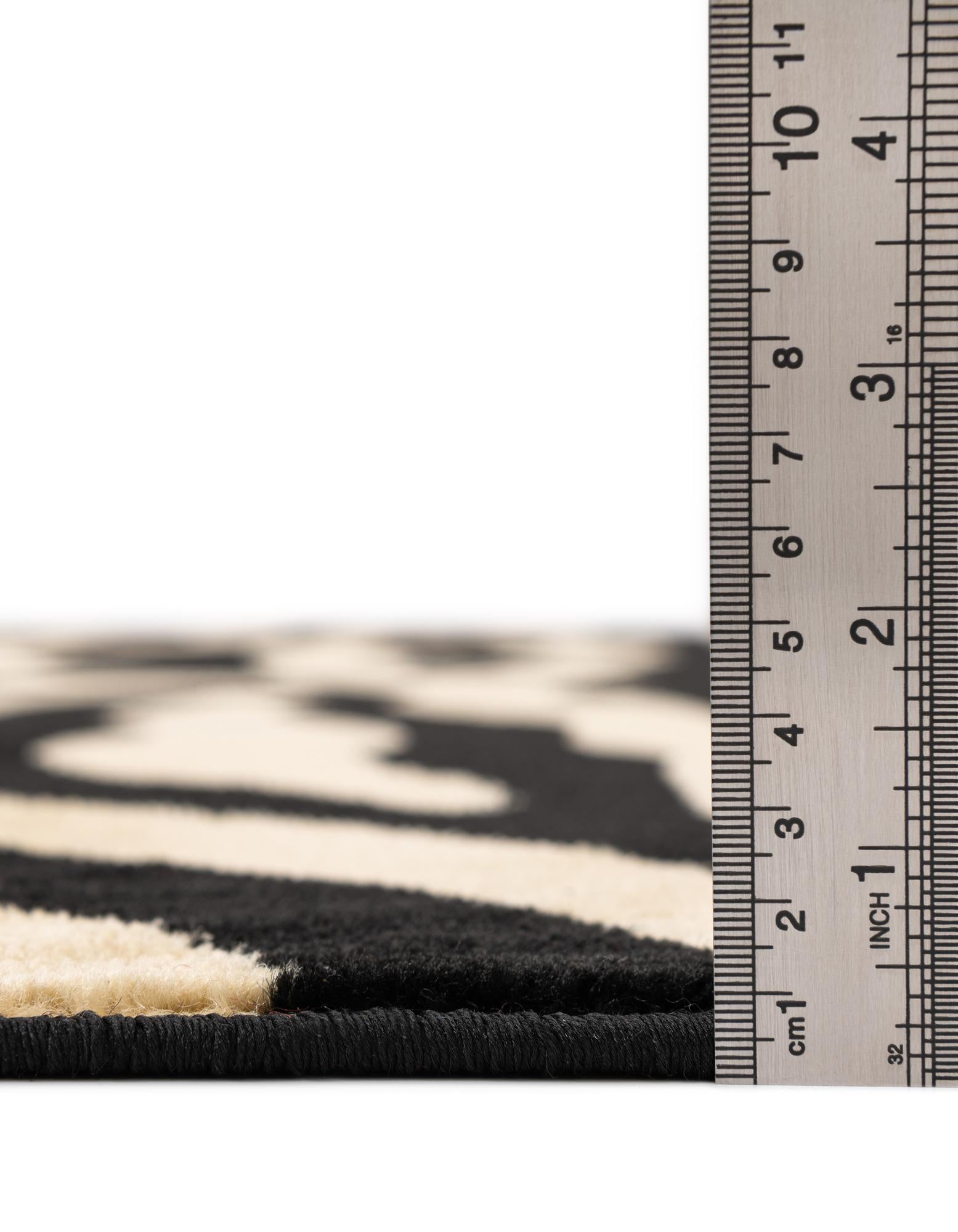 Black 9' x 12' Savannah Rug | Rugs.com