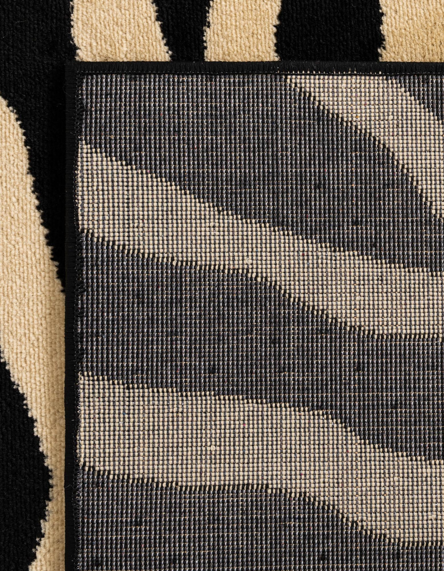 Black 9' x 12' Savannah Rug | Rugs.com