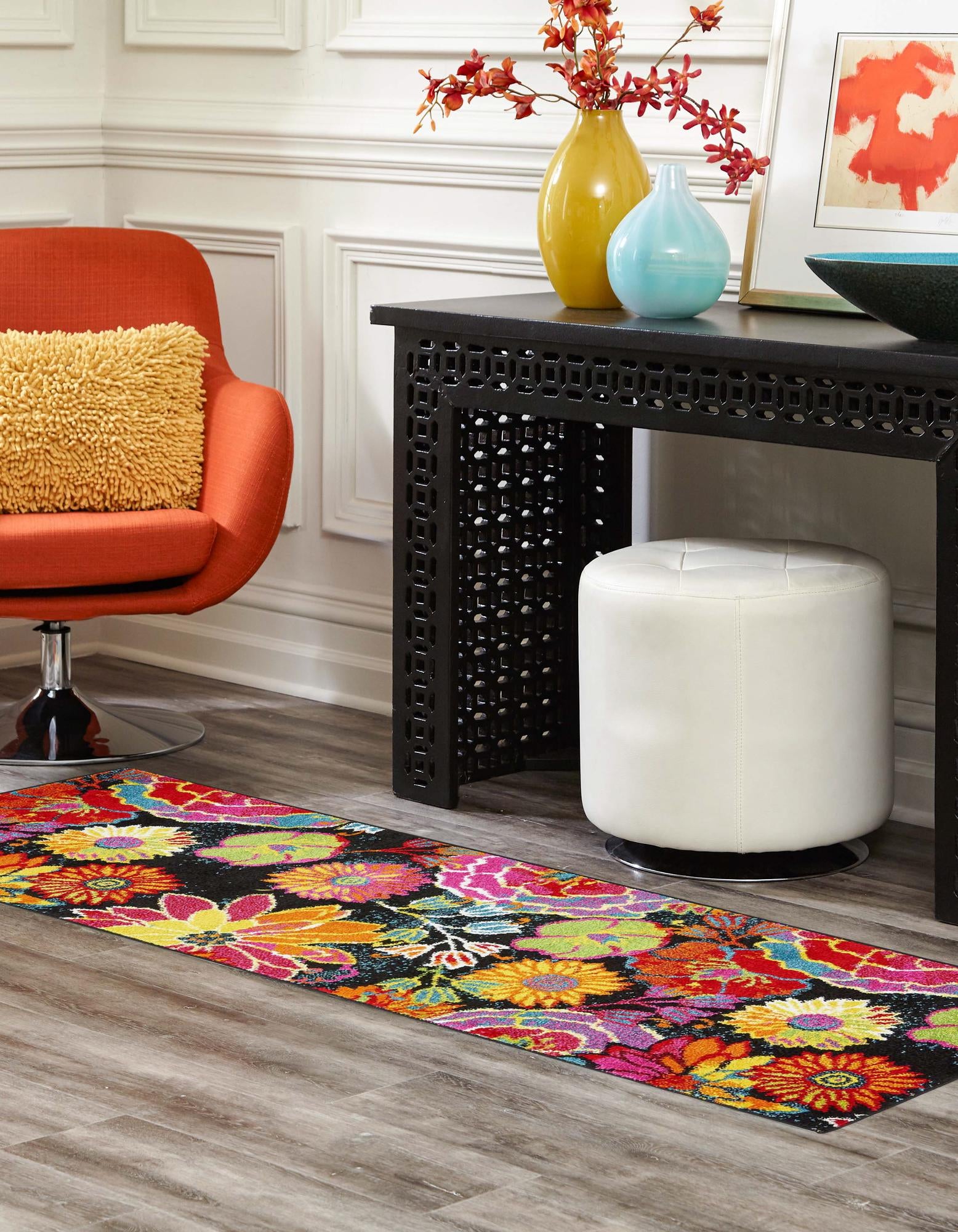 Black 2' x 6' Tuscany Runner Rug | Rugs.com