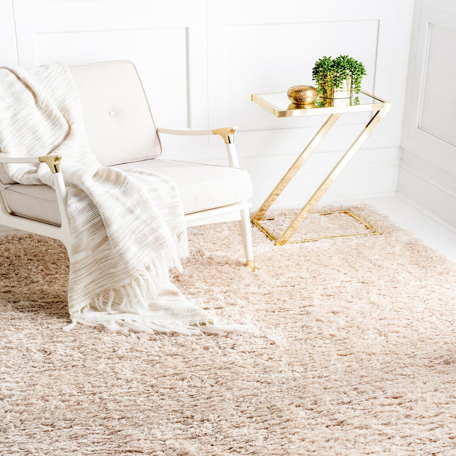 Blonde 5' x 8' Marilyn Monroe™ Shag Rug | Rugs.com