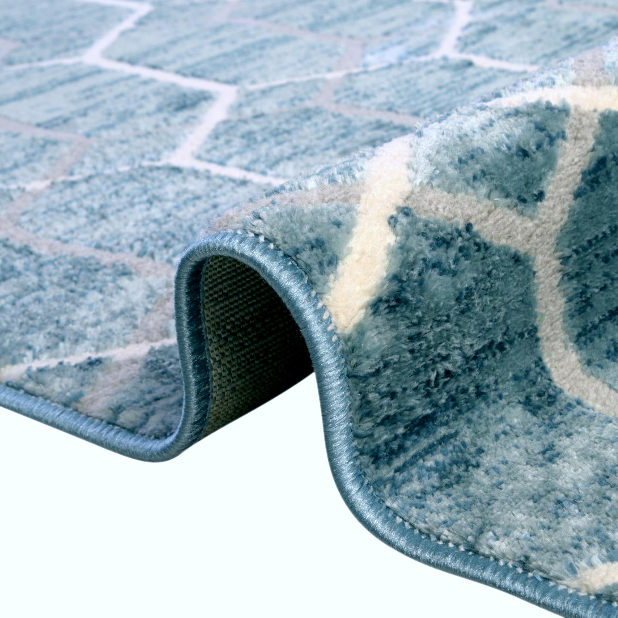 Blue 3' 3 x 5' 3 Lattice Trellis Rug | Rugs.com