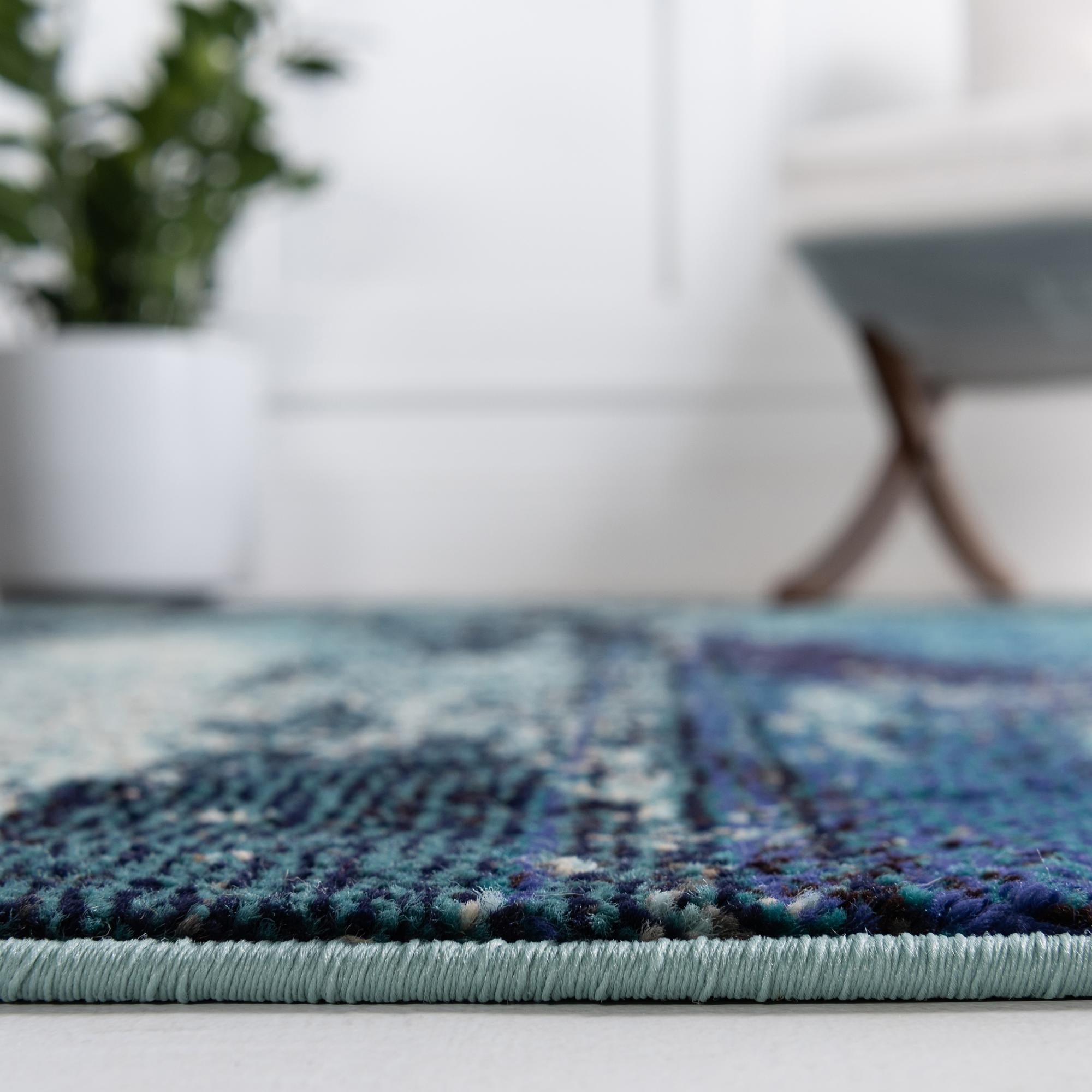 Blue 5' x 8' Sevilla Rug | Rugs.com