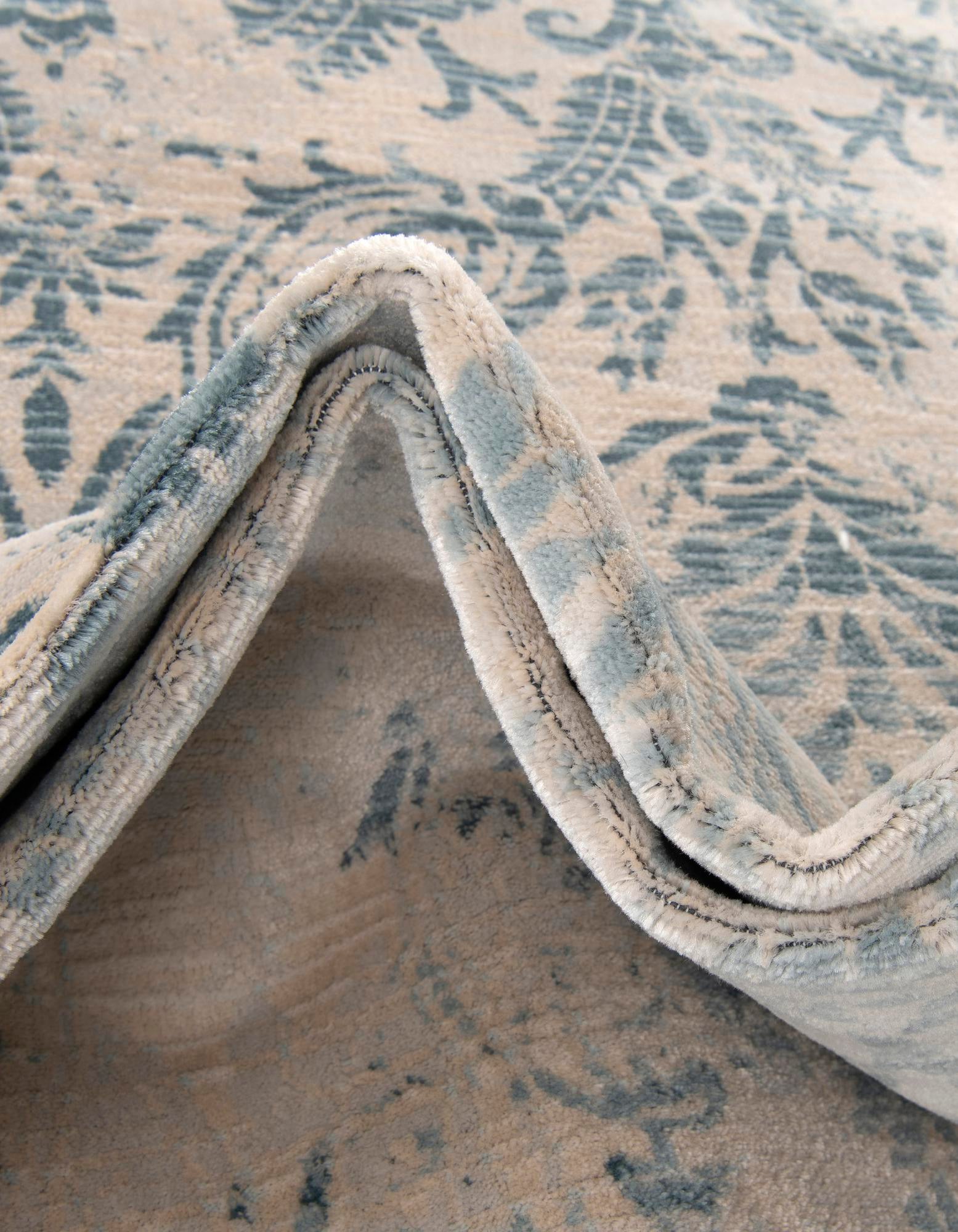 Blue 10' x 13' Victoria Rug | Rugs.com