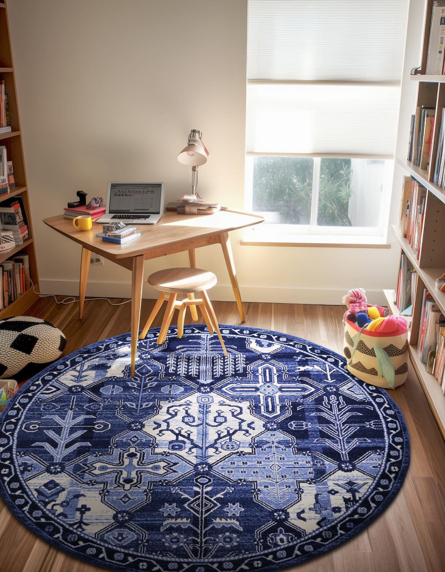 Blue 6' x 6' Miranda Round Rug | Rugs.com