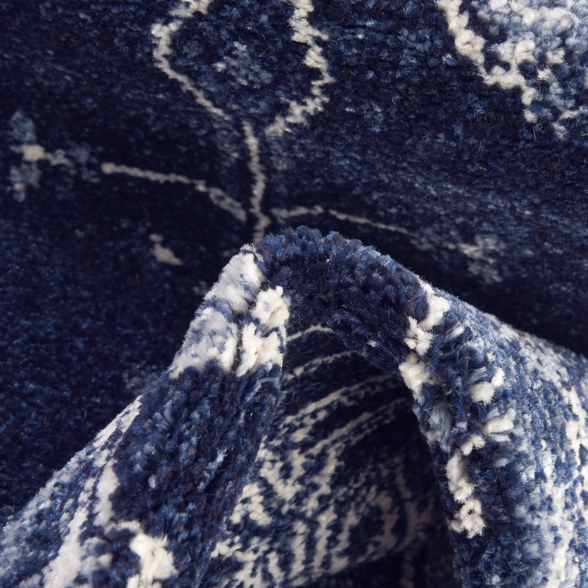 Blue 6' x 6' Miranda Round Rug | Rugs.com