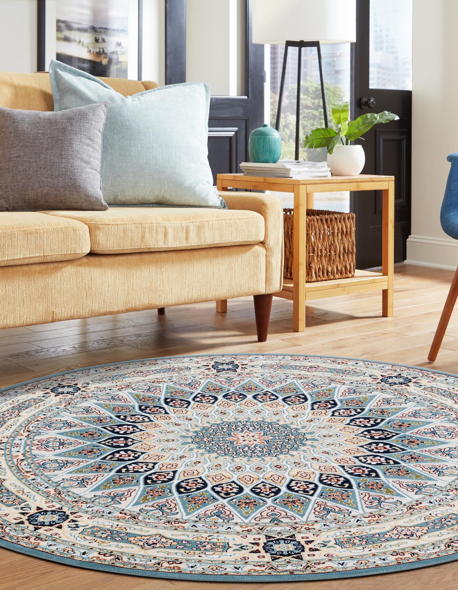 Blue 7' 10 x 7' 10 Nain Design Round Rug | Rugs.com