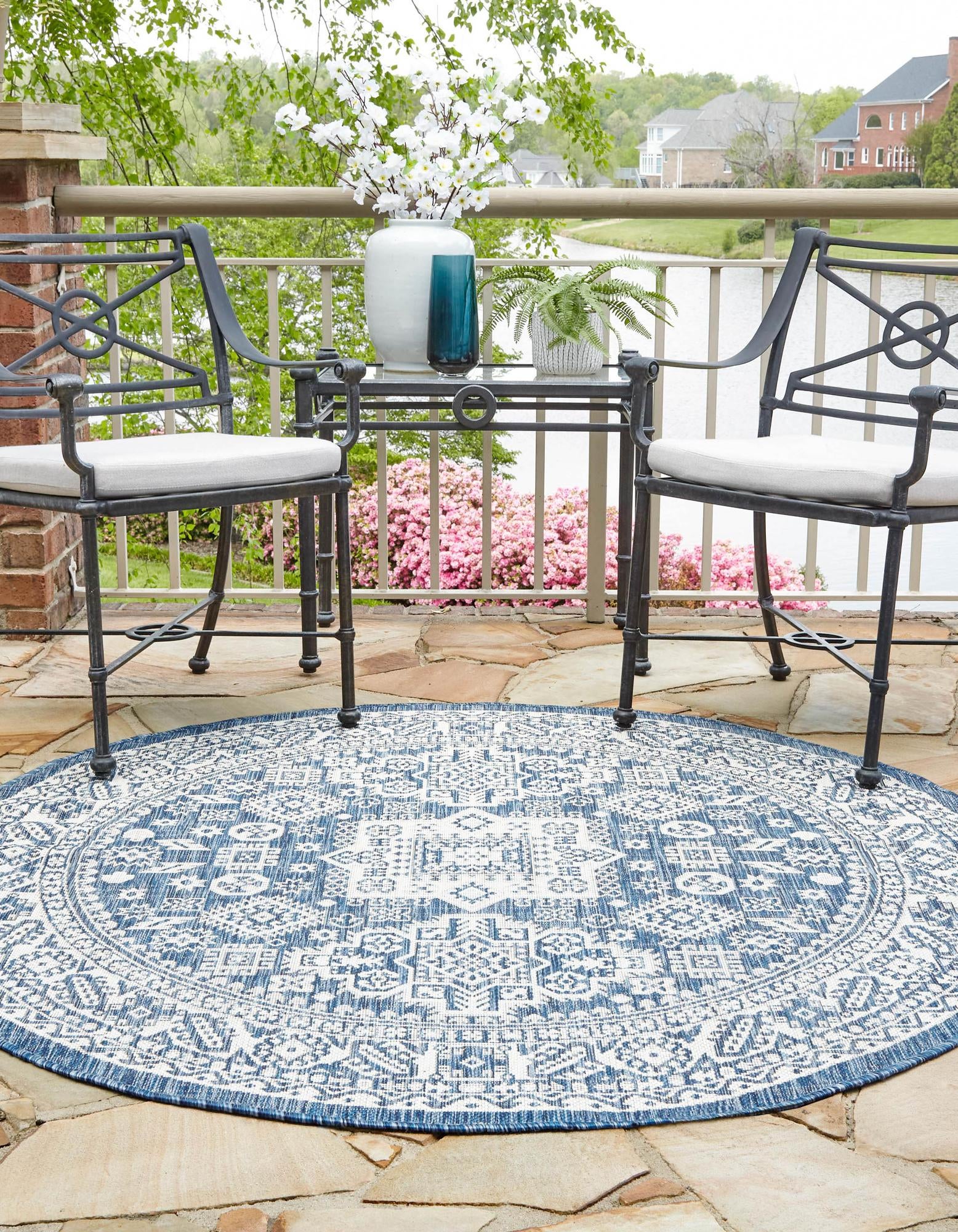 Blue 10' x 10' Aztec Indoor / Outdoor Round Rug | Rugs.com
