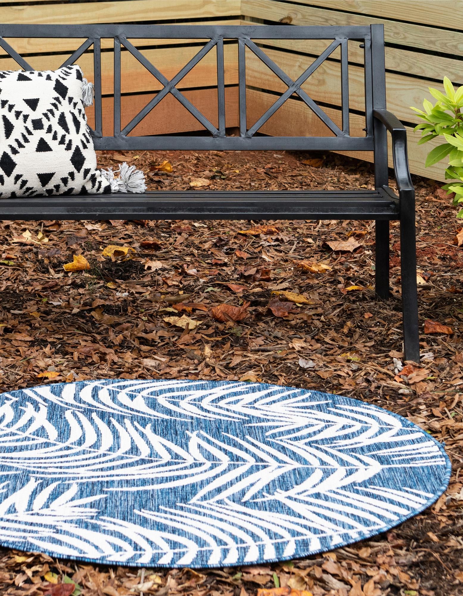 Blue 10' x 10' Botanical Indoor / Outdoor Round Rug | Rugs.com