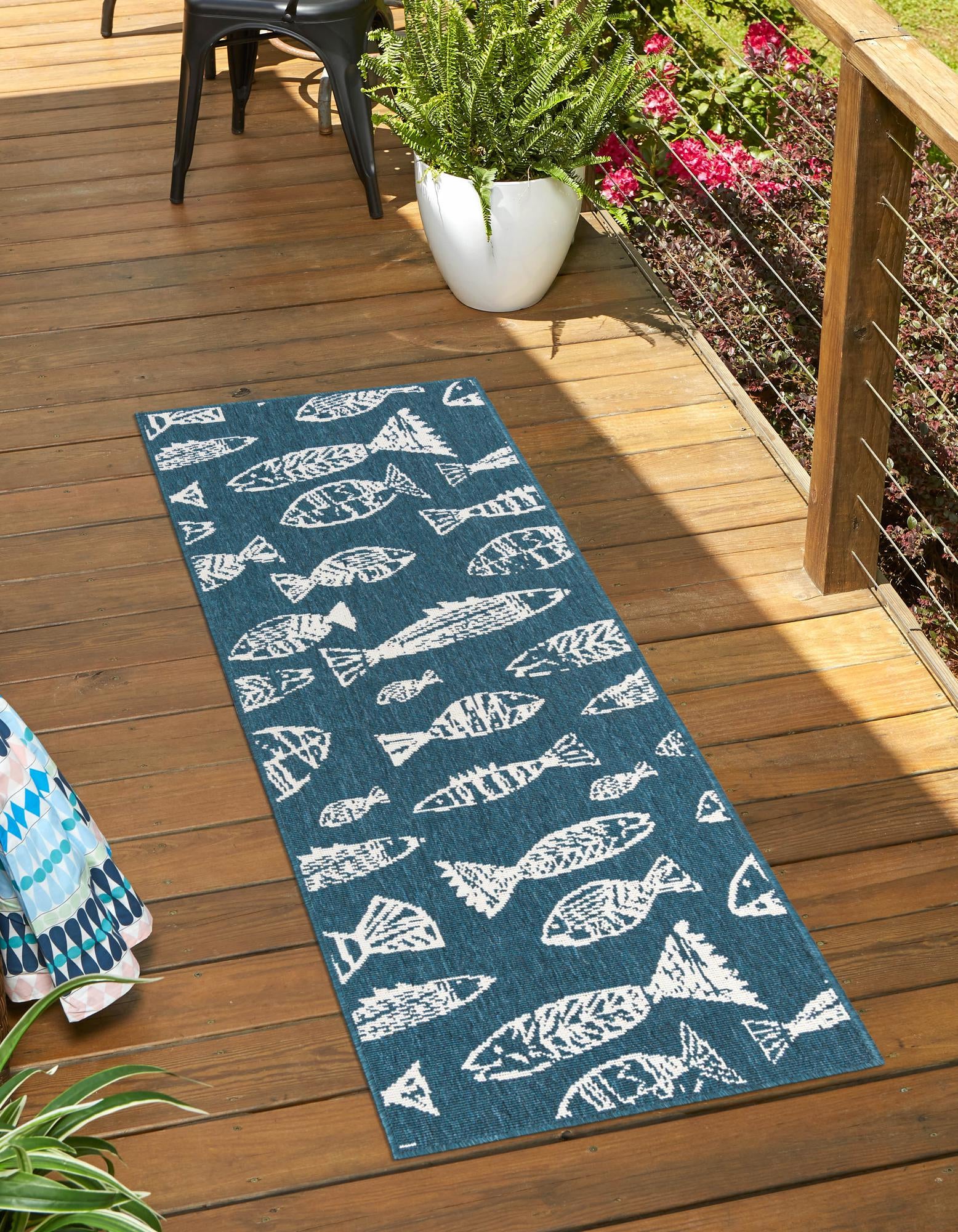 Blue 2' x 8' Coastal Indoor / Outdoor Runner Rug | Rugs.com