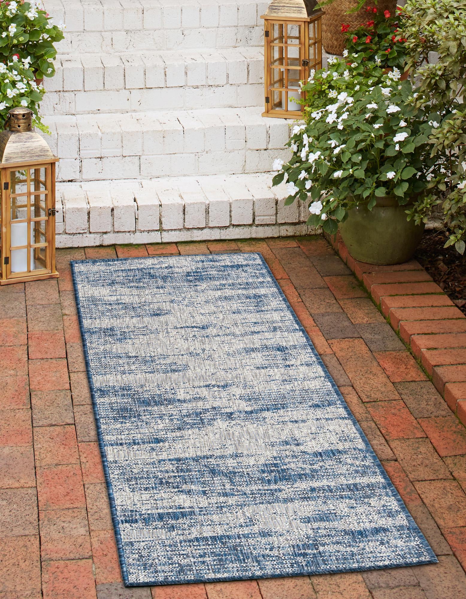 Blue 2' x 6' Modern Indoor / Outdoor Runner Rug | Rugs.com