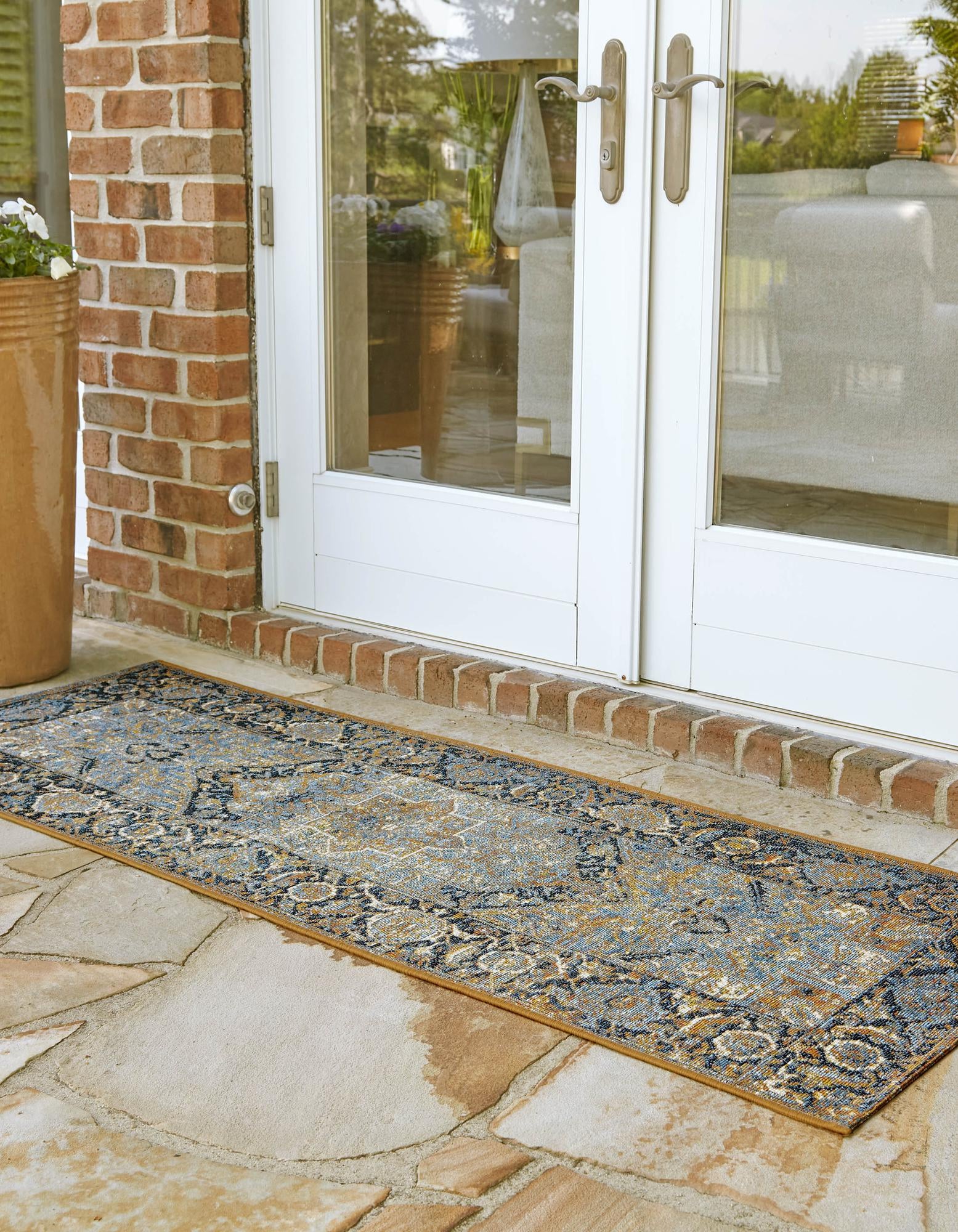 Blue 2' 7 x 5' 3 Traditional Outdoor Runner Rug | Rugs.com