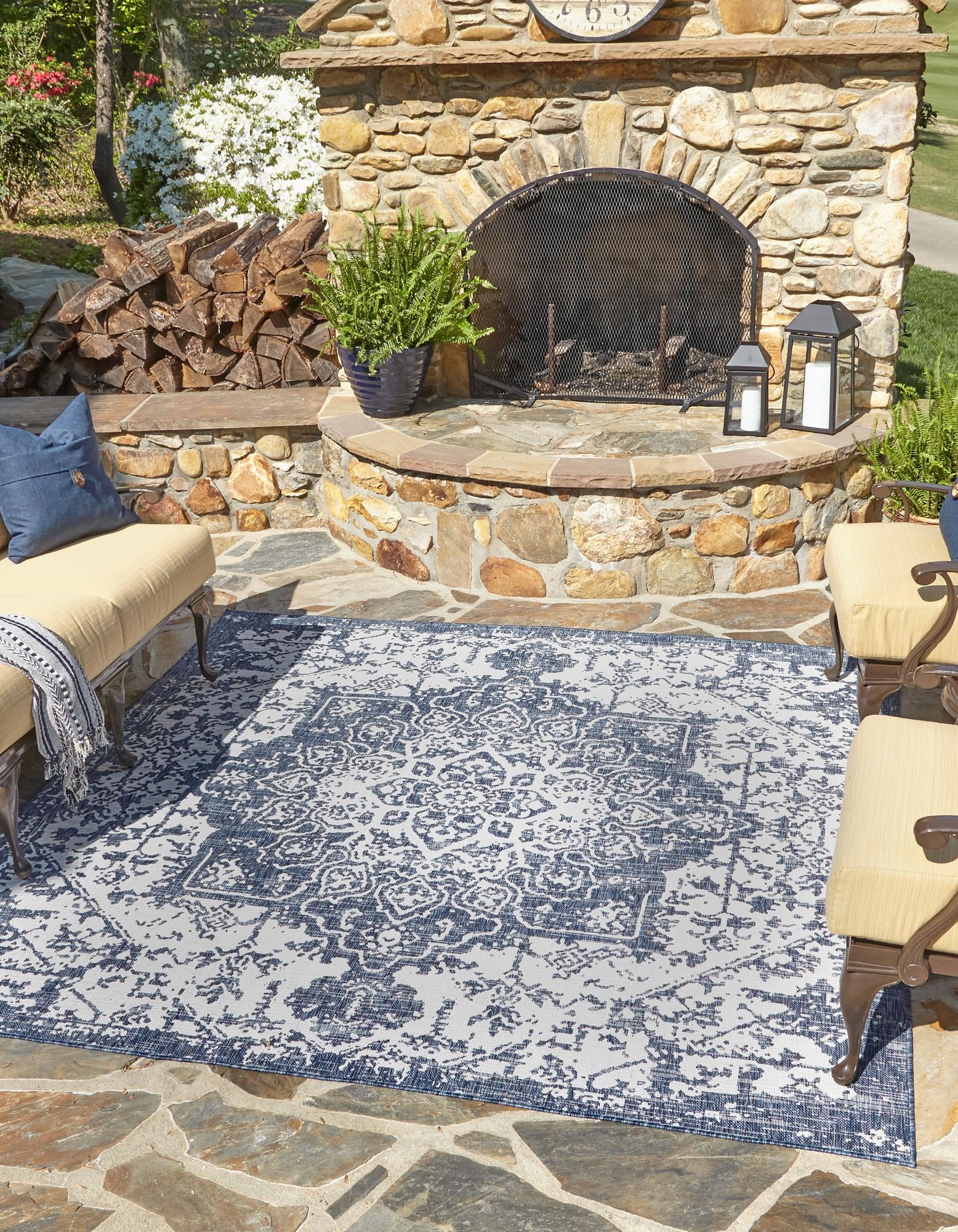 Charcoal Gray 7' 10 x 7' 10 Jill Zarin Costa Rica Indoor / Outdoor ...