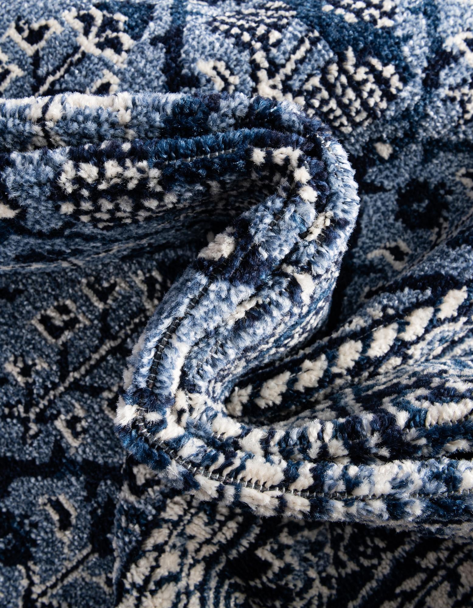 Blue 7' 10 x 7' 10 Miranda Square Rug | Rugs.com