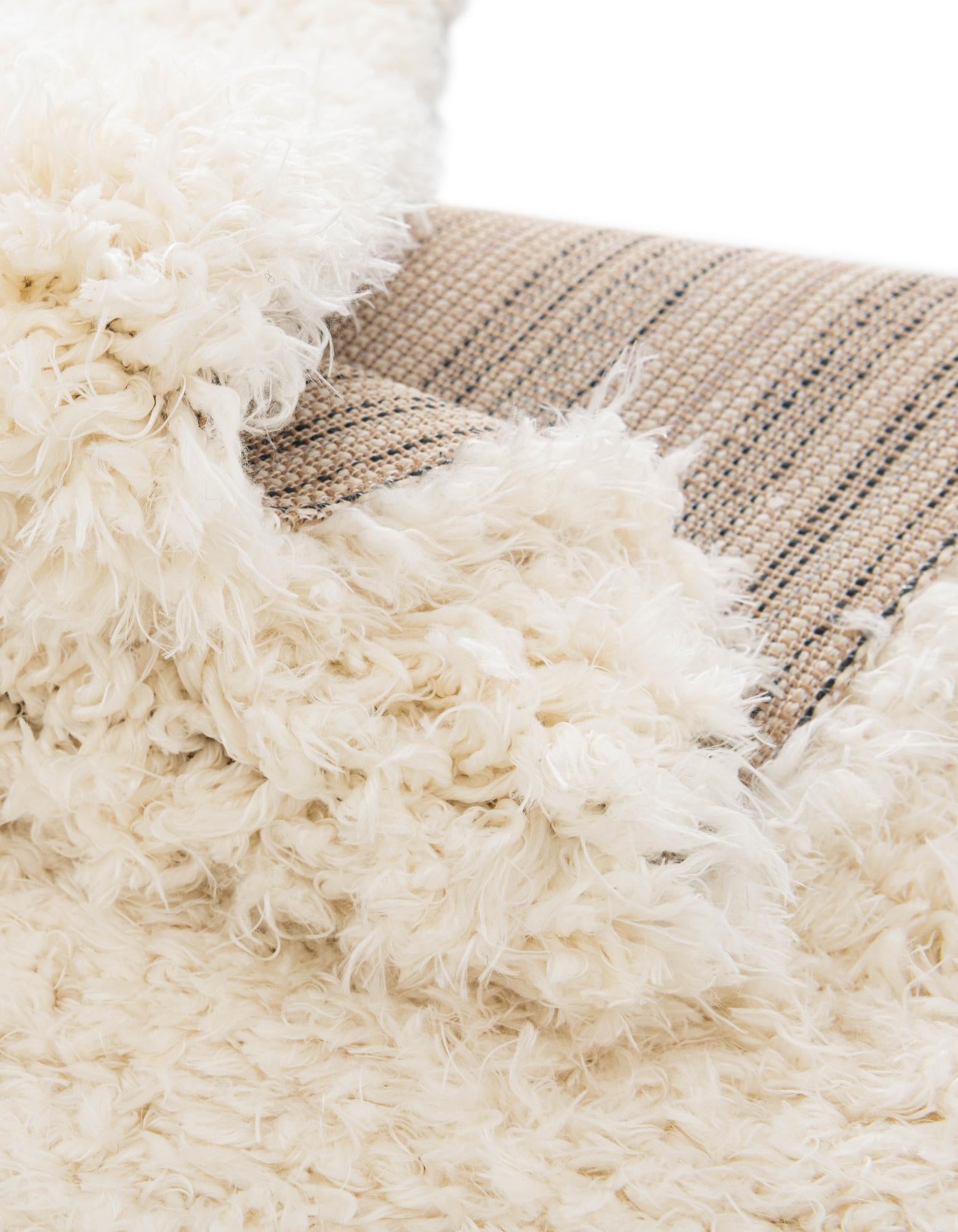 Bone 2' x 3' Marilyn Monroe™ Shag Rug | Rugs.com