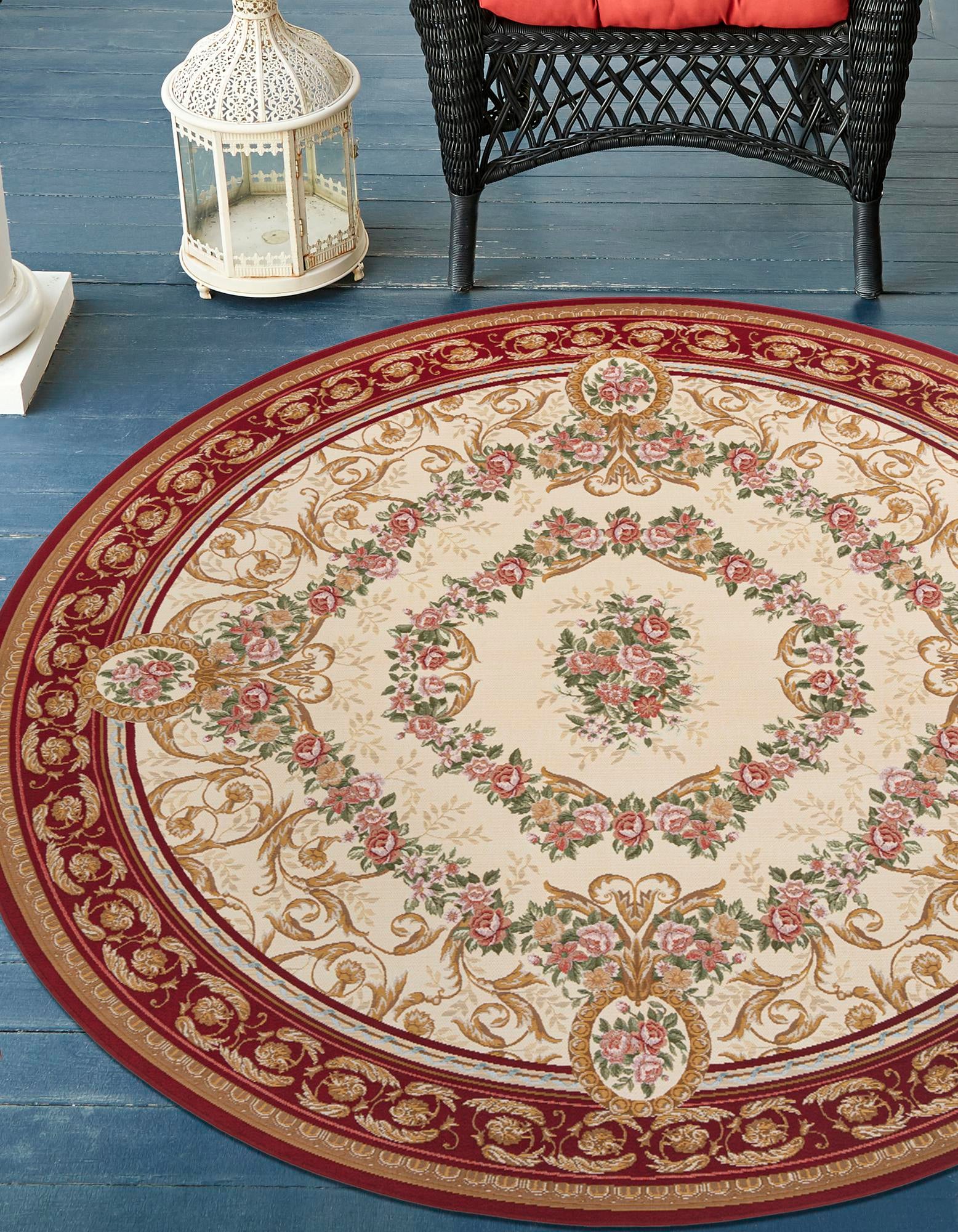 Burgundy Red and Ivory 7' 10 x 7' 10 Traditional Indoor / Outdoor Round ...