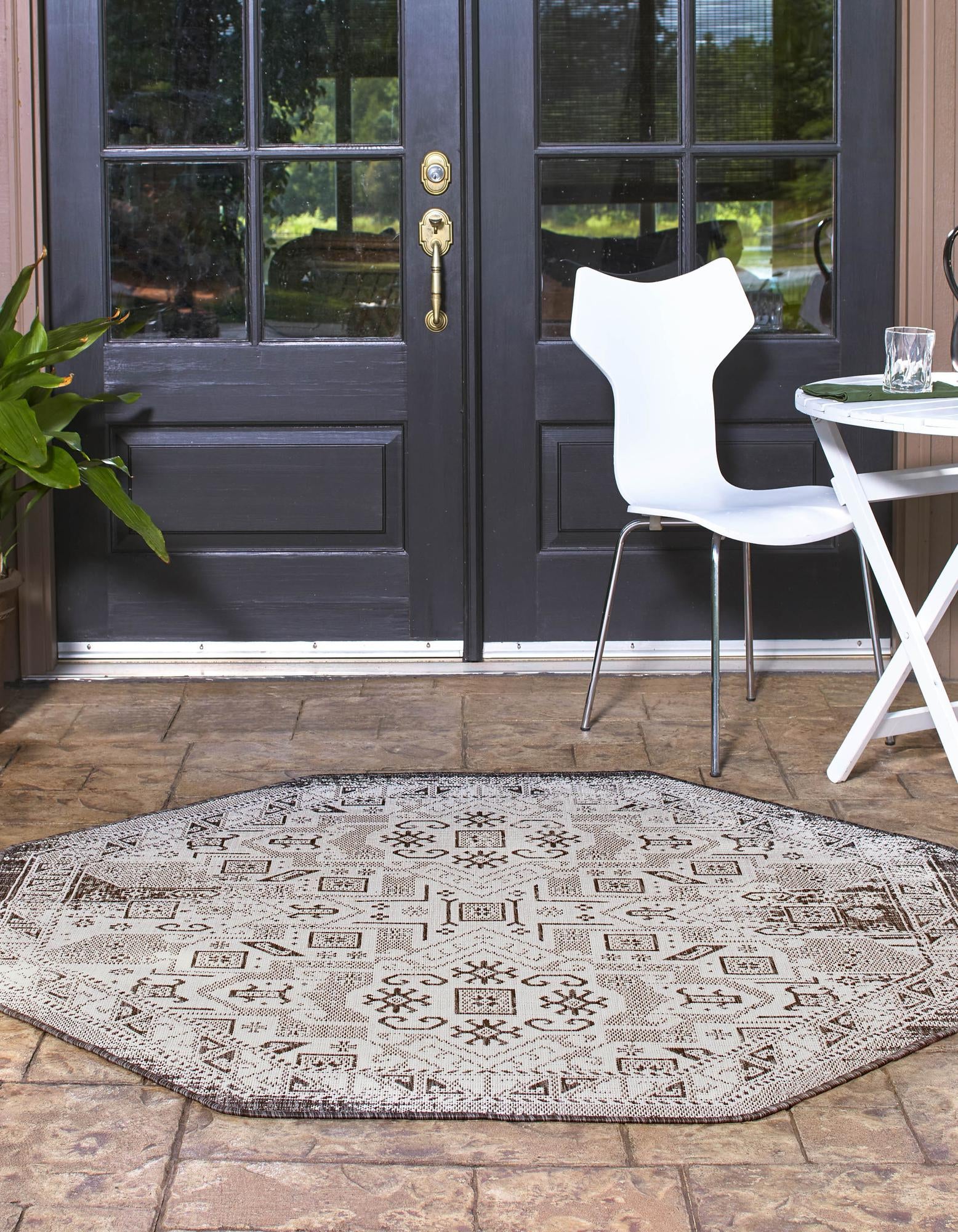 Charcoal Gray 7' 10 x 7' 10 Aztec Indoor / Outdoor Octagon Rug | Rugs.com