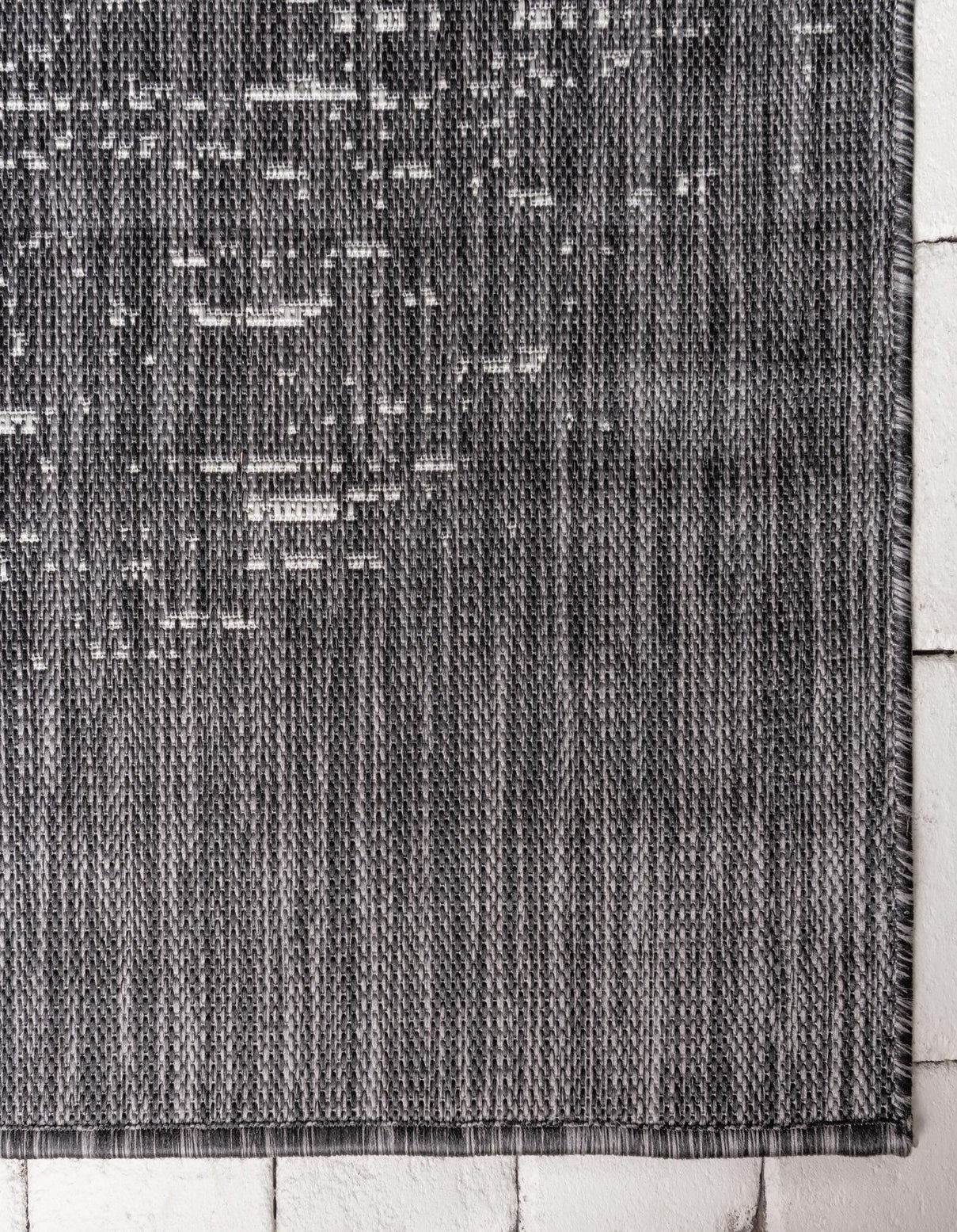 Charcoal Gray 7' 10 x 11' Modern Indoor / Outdoor Rug | Rugs.com