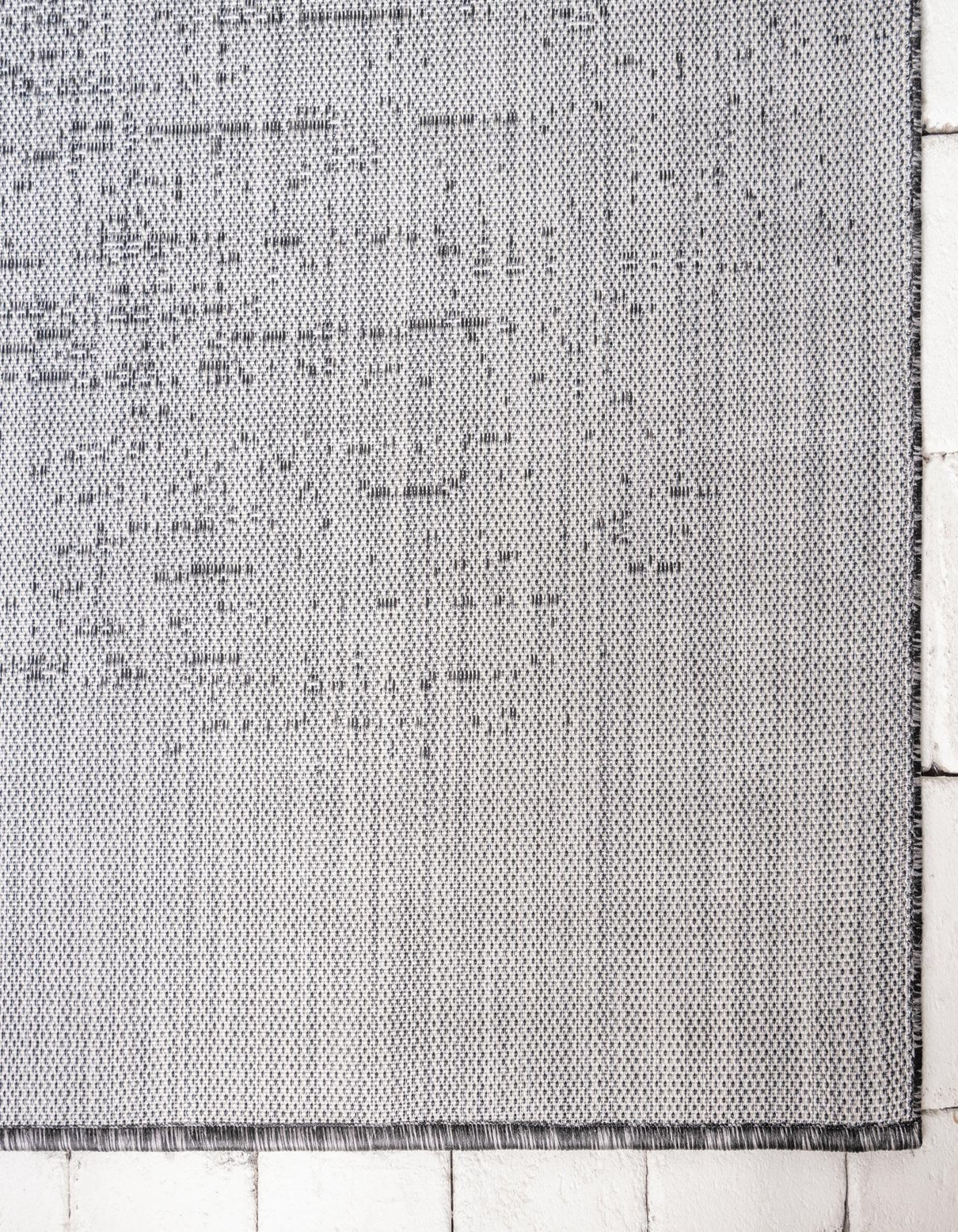 Charcoal Gray 7' 10 x 11' Modern Indoor / Outdoor Rug | Rugs.com