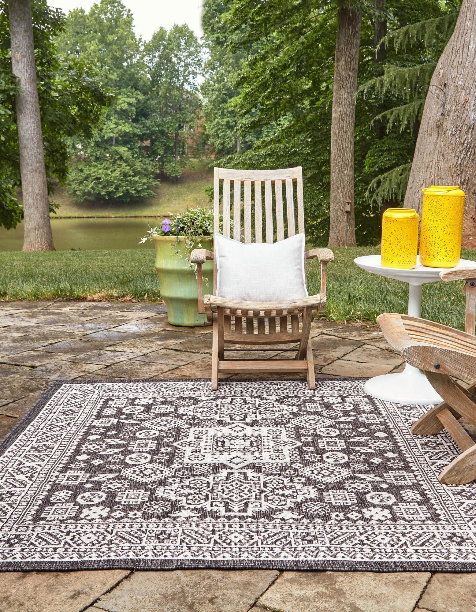 Charcoal Gray 6' x 6' Aztec Indoor / Outdoor Square Rug | Rugs.com