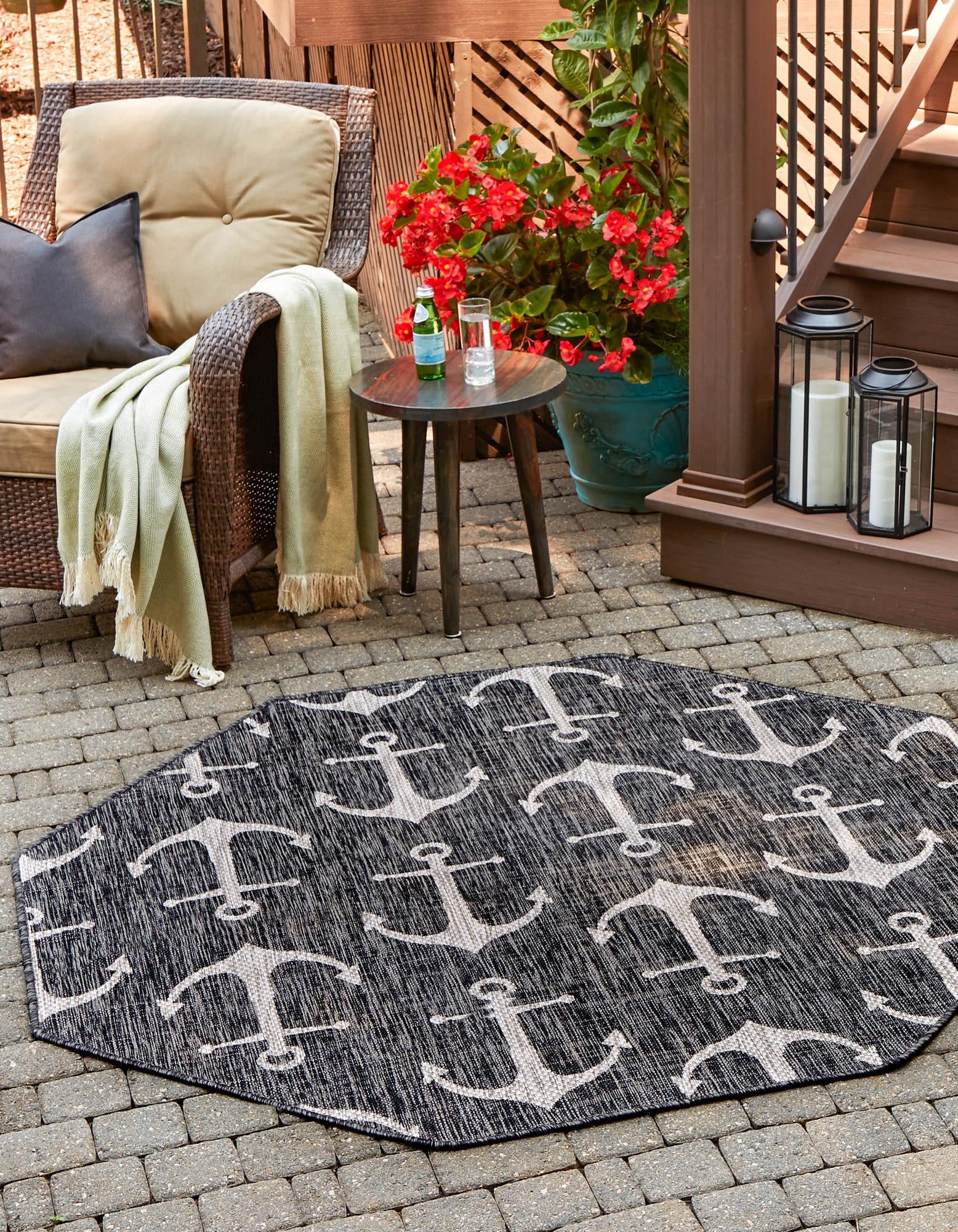 Charcoal 7' 10 x 7' 10 Coastal Indoor / Outdoor Octagon Rug | Rugs.com