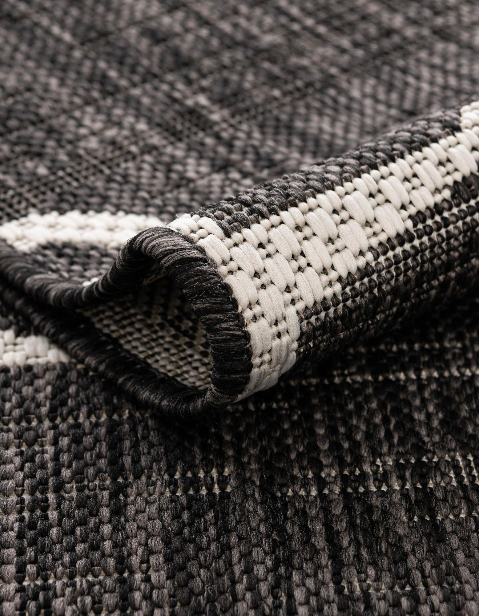 Charcoal 7' 10 x 7' 10 Coastal Indoor / Outdoor Octagon Rug | Rugs.com