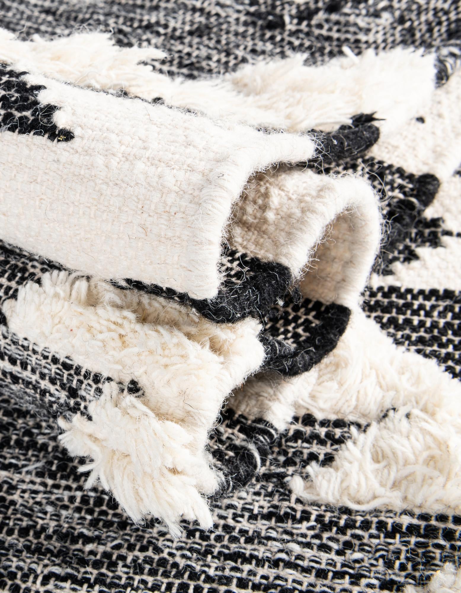 Charcoal 8' x 10' Hand Woven Arizona Wool Rug | Rugs.com