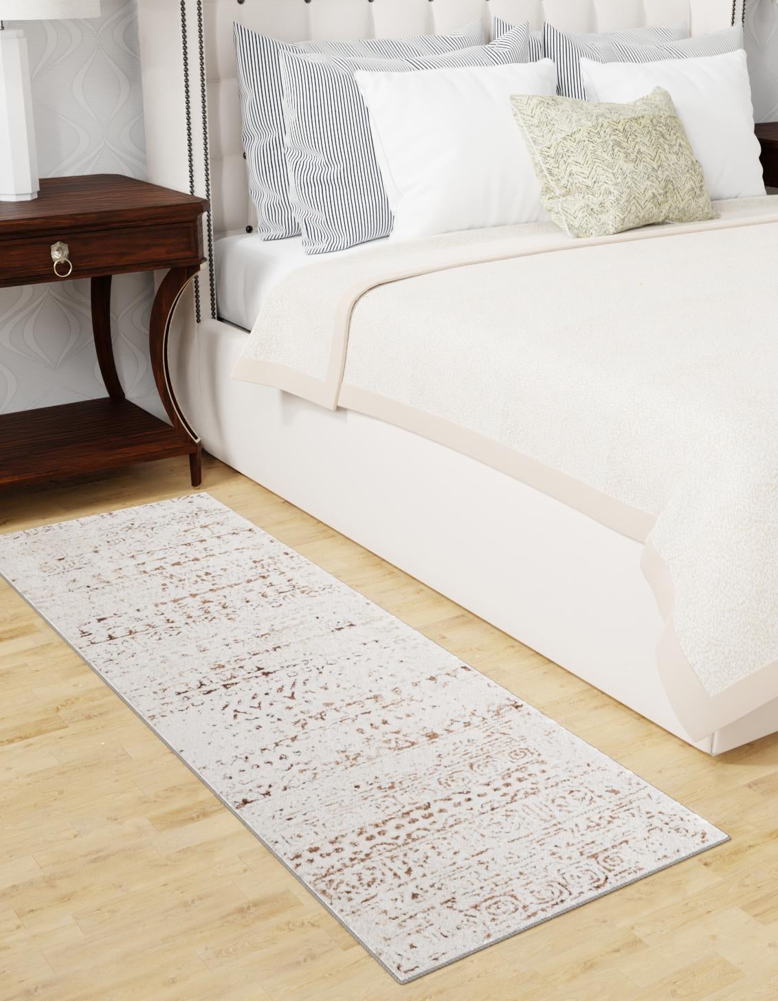 Chocolate Brown 2' 7 x 12' Hermitage Runner Rug | Rugs.com