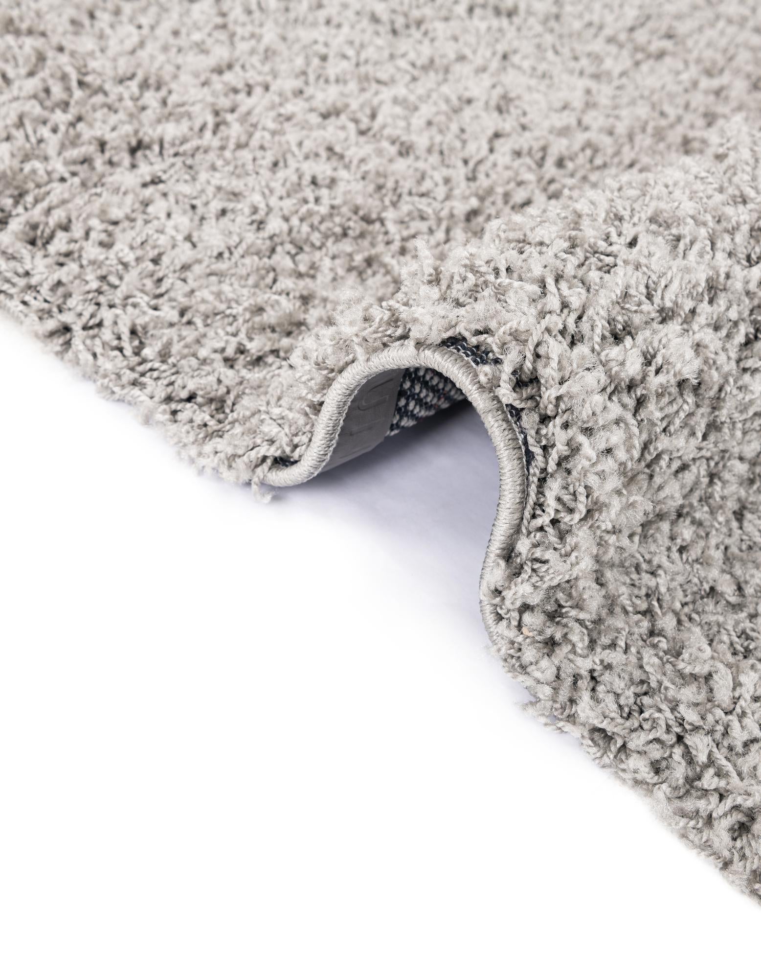 Cloud Gray 5' 3 x 8' Solid Shag Rug | Rugs.com