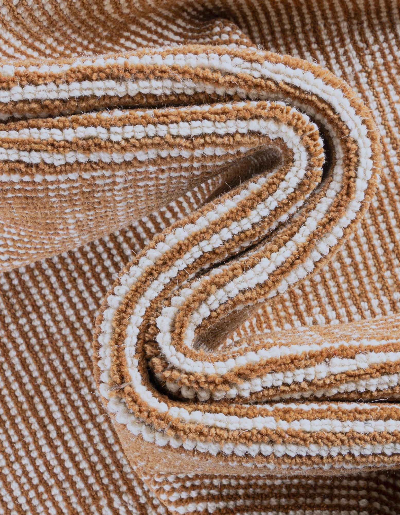 Cocoa Bean Brown 2' 7 x 10' Hand Woven Jill Zarin English Manor Wool ...