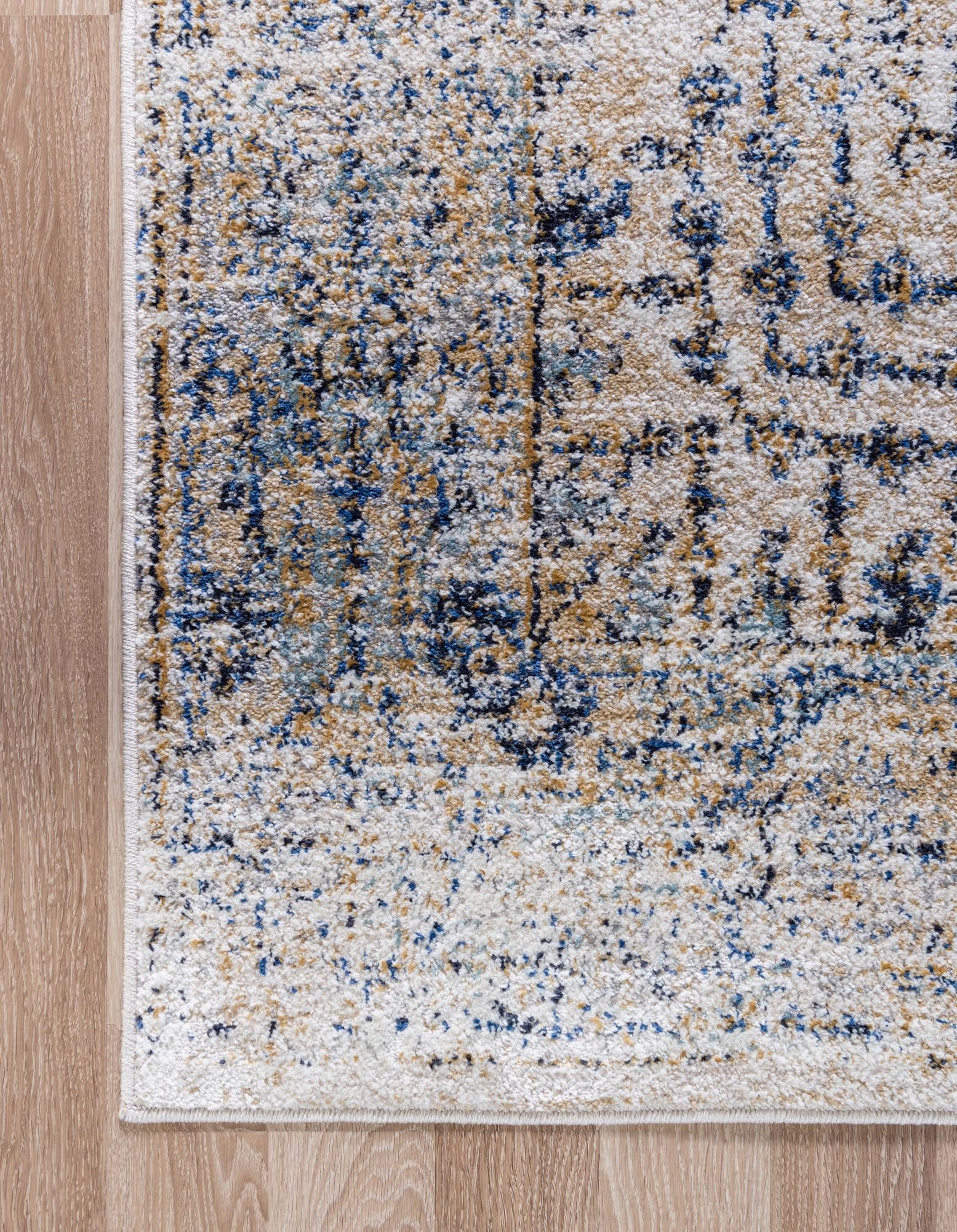 Cream 3' 3 x 5' 3 Charlotte Rug | Rugs.com