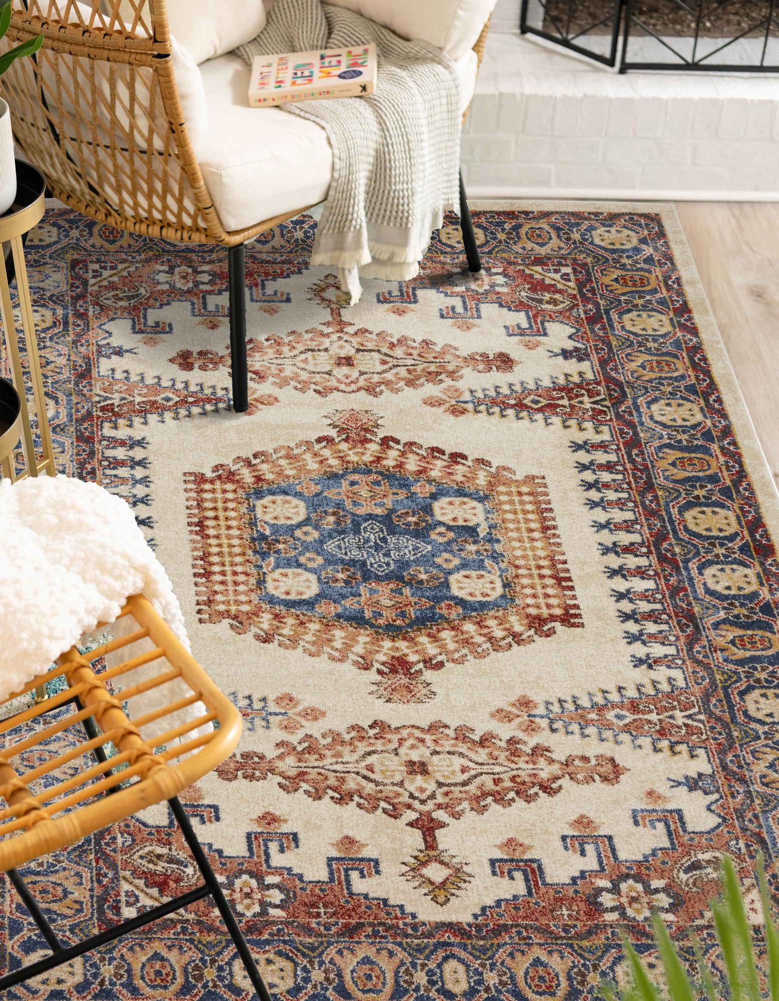 Cream 5' x 8' Eden Rug | Rugs.com