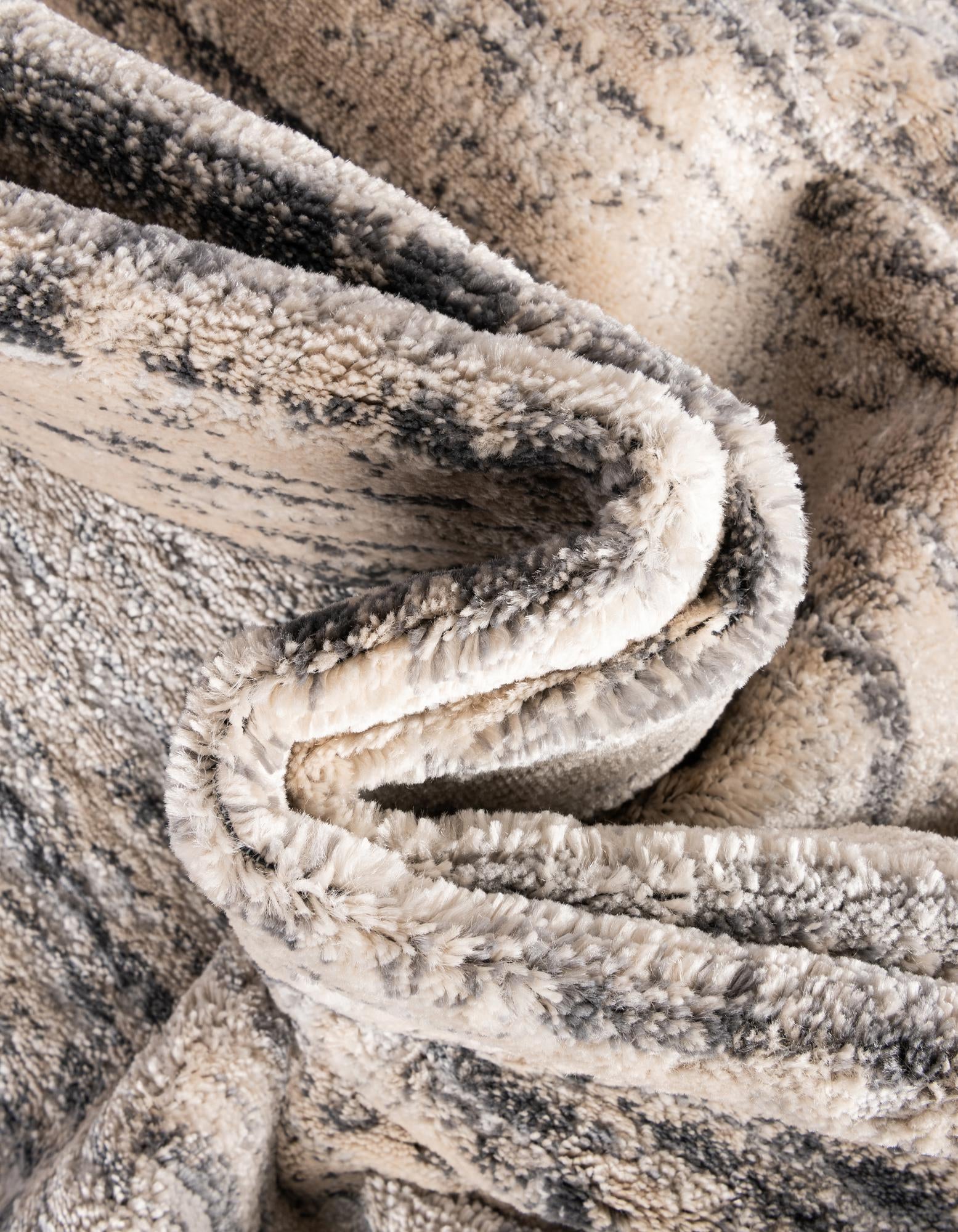 Cream 7' x 7' Oasis Round Rug | Rugs.com