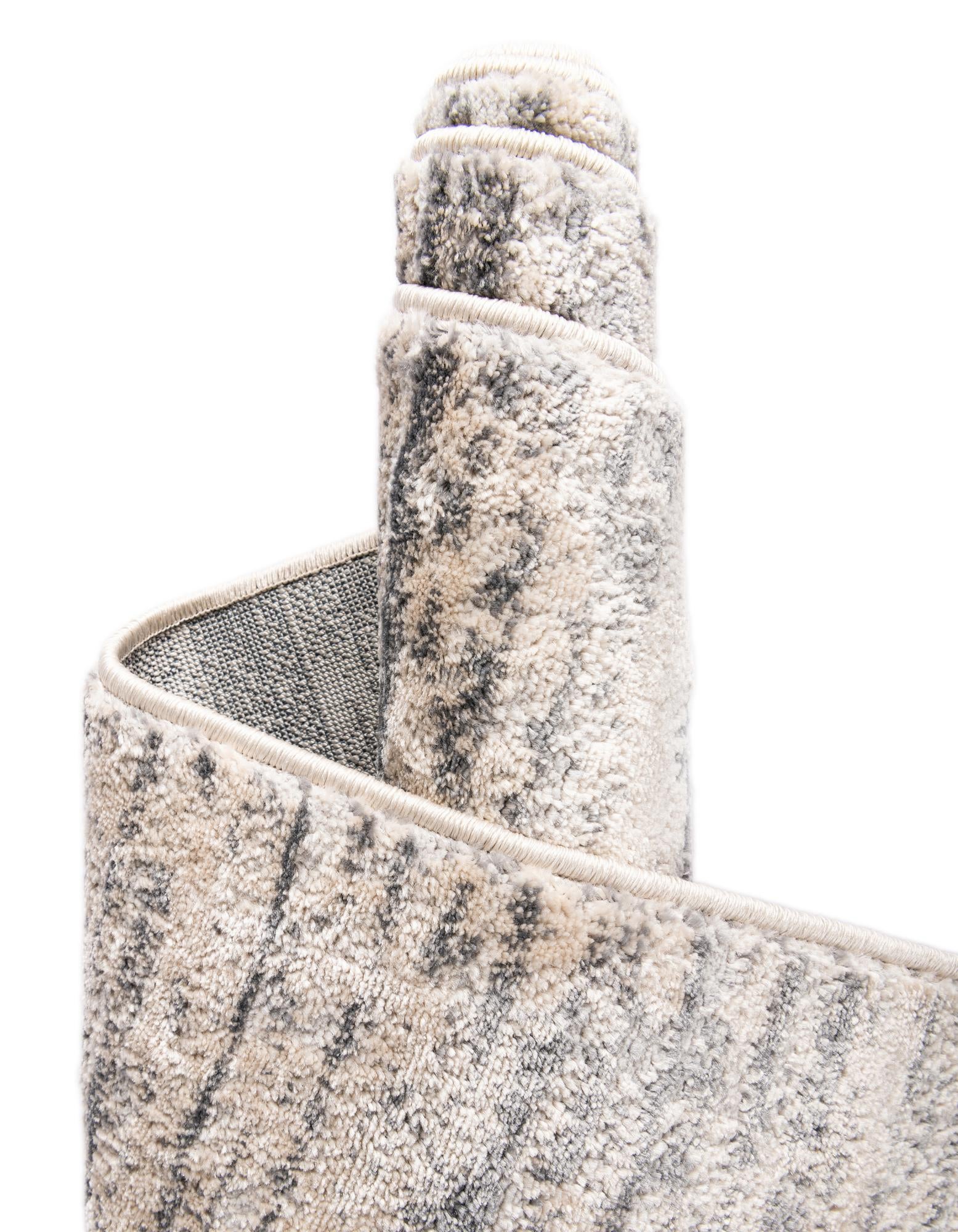 Cream 7' x 7' Oasis Round Rug | Rugs.com