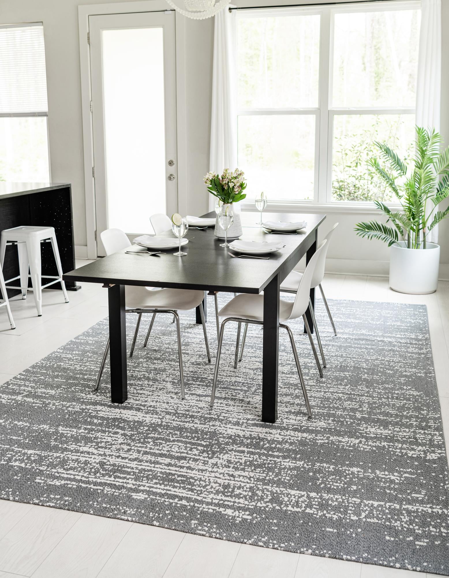Dark Gray 5' x 7' 2 Georgia Rug | Rugs.com