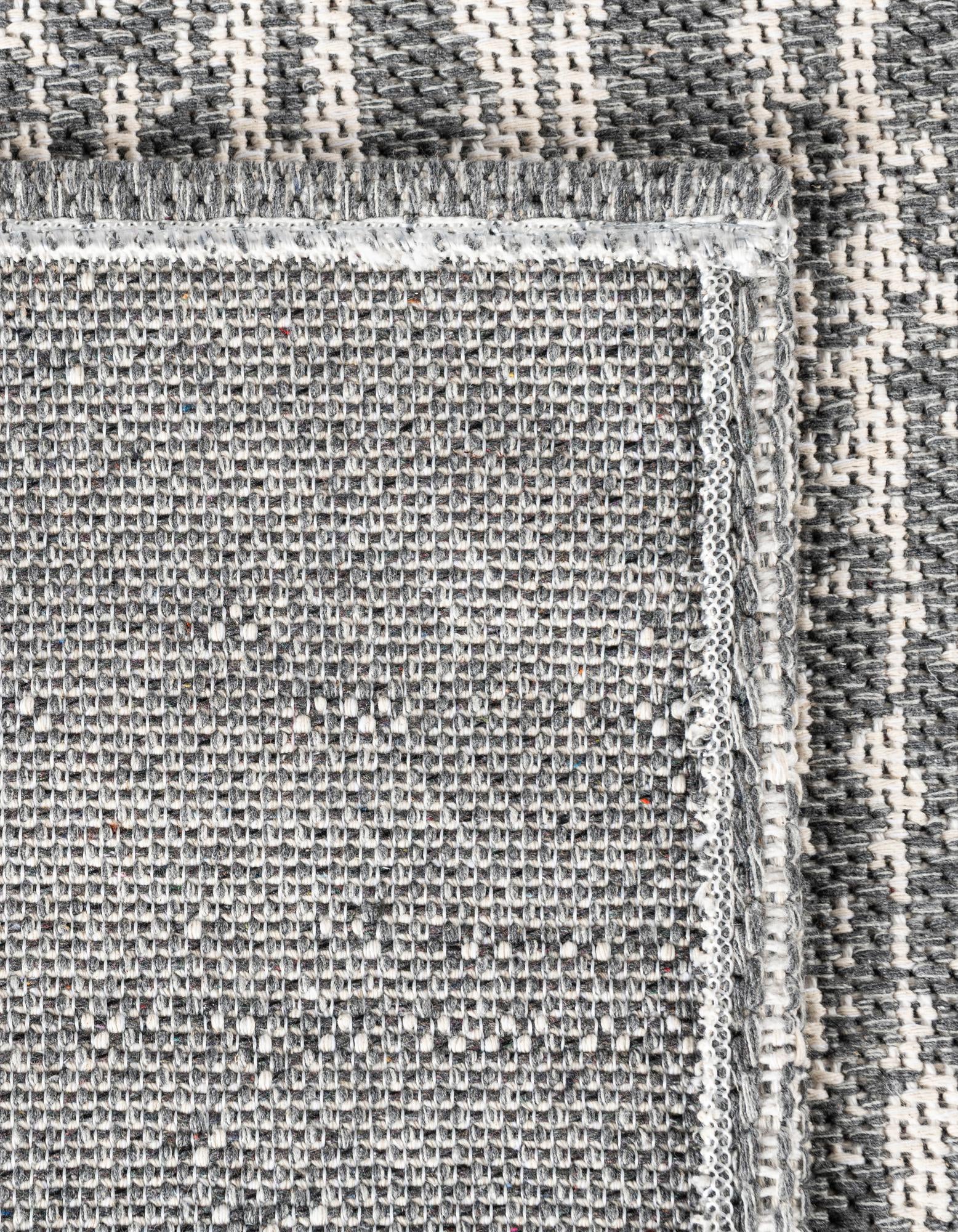 Dark Gray 5' x 7' 2 Georgia Rug | Rugs.com