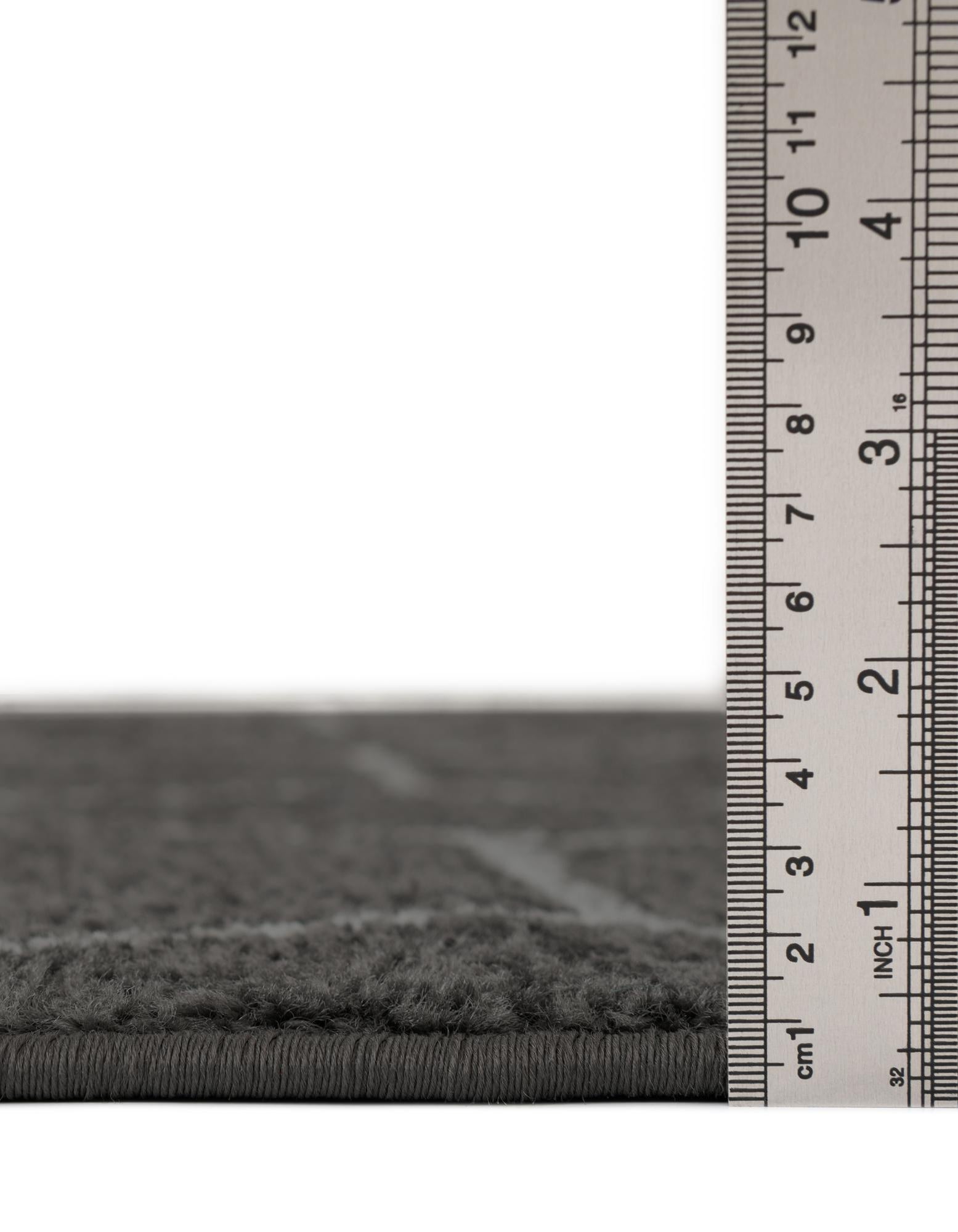 Dark Gray 9' x 12' Lattice Frieze Rug | Rugs.com