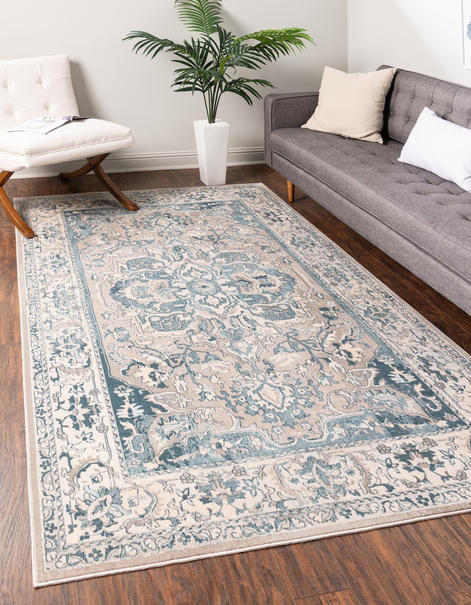 Dark Gray 7' x 10' Victoria Rug | Rugs.com