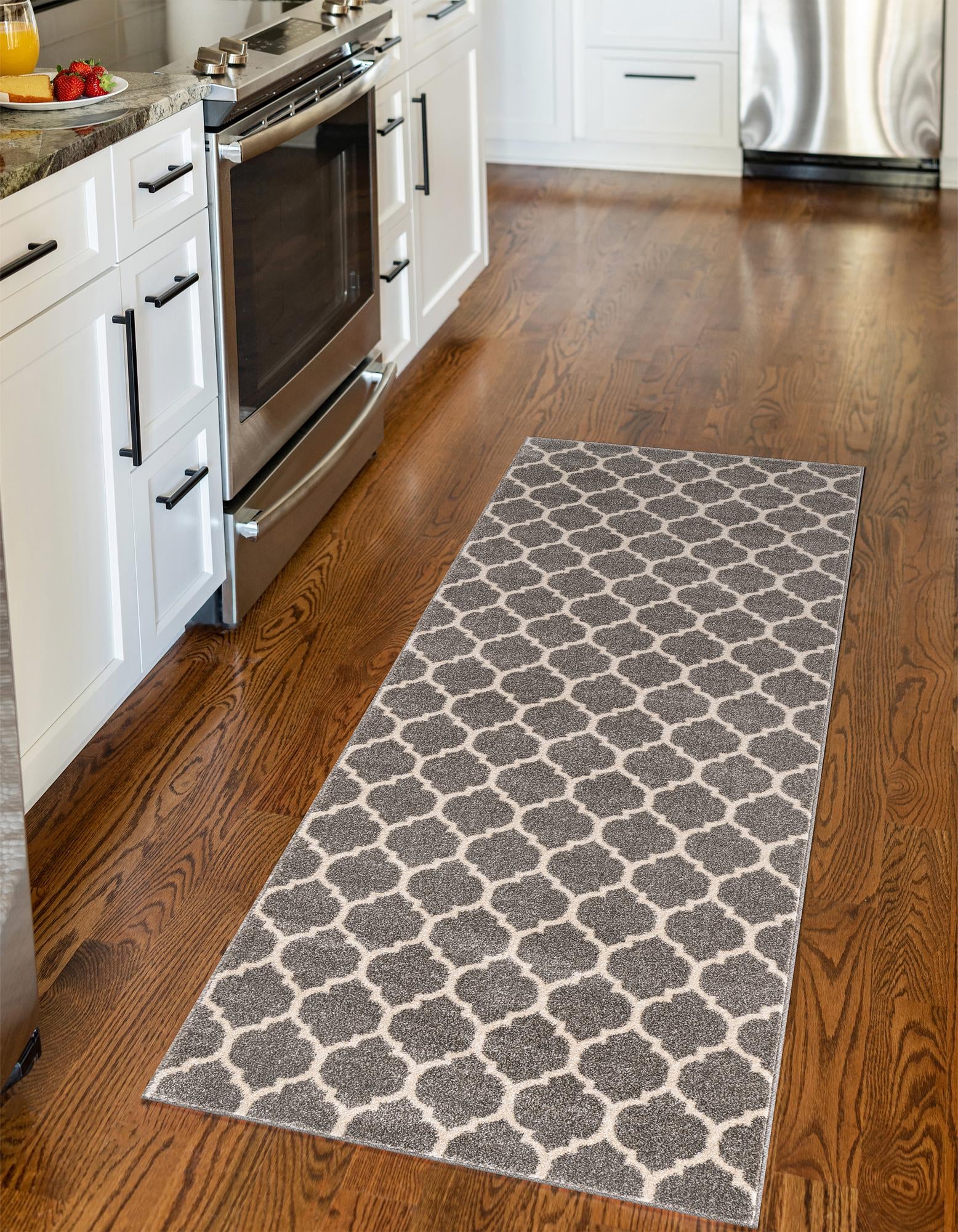 Dark Gray 2' x 6' Lattice Runner Rug | Rugs.com