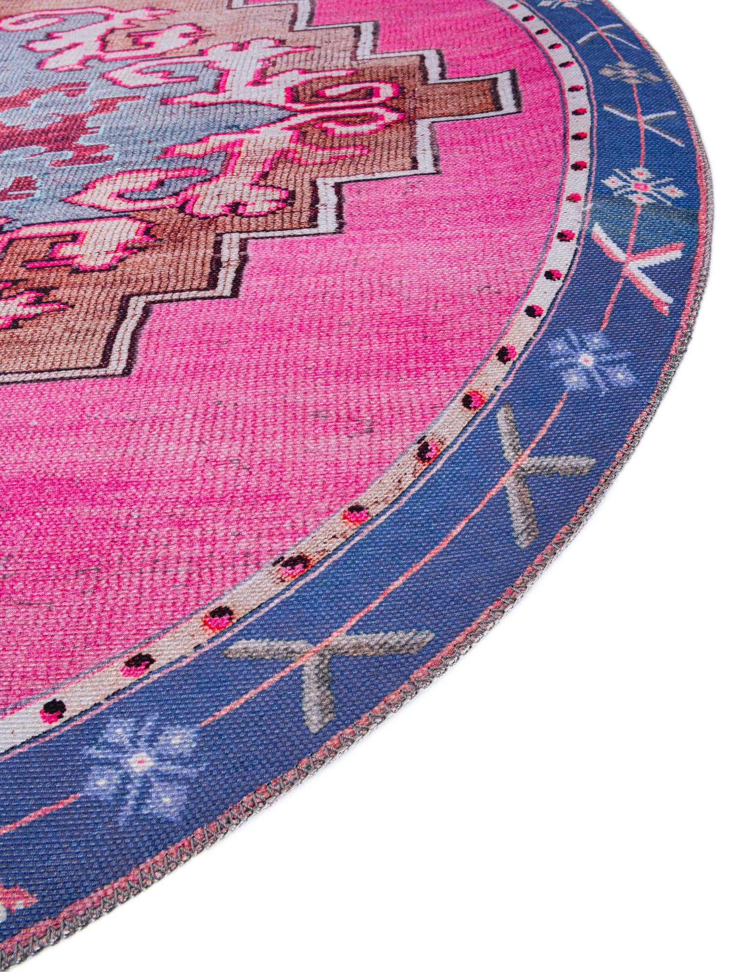 Fuchsia 4' x 6' Timeless Oval Rug | Rugs.com
