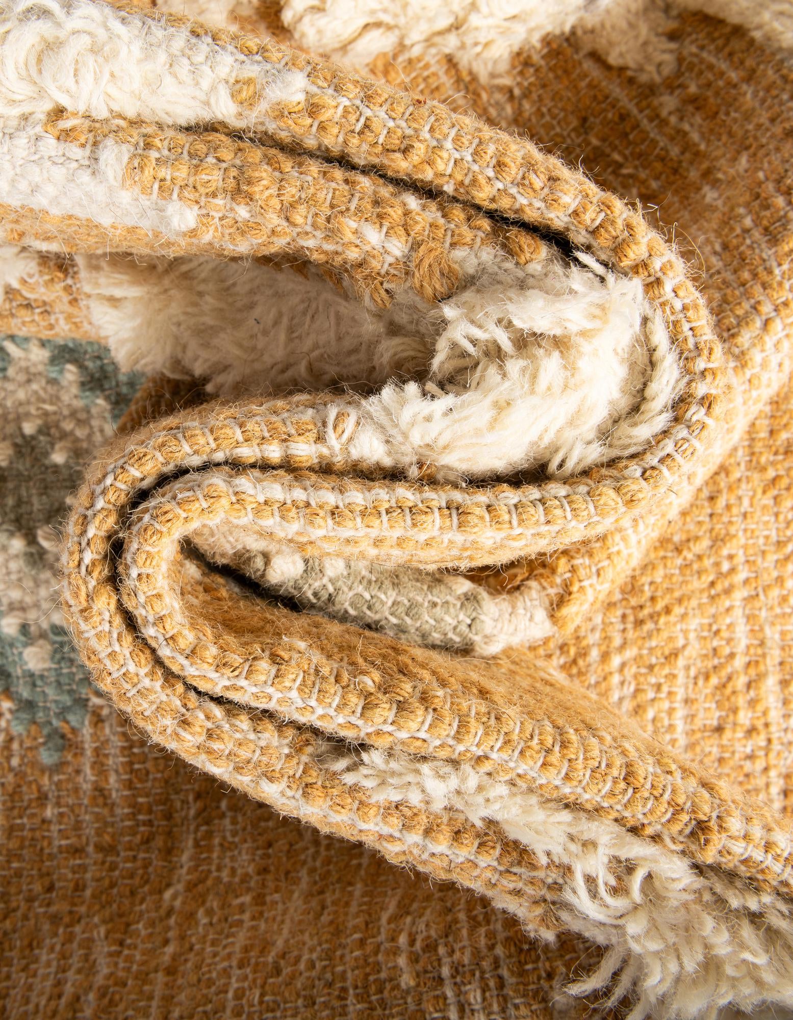 Gold 5' 1 x 8' Hand Woven Arizona Wool Rug | Rugs.com